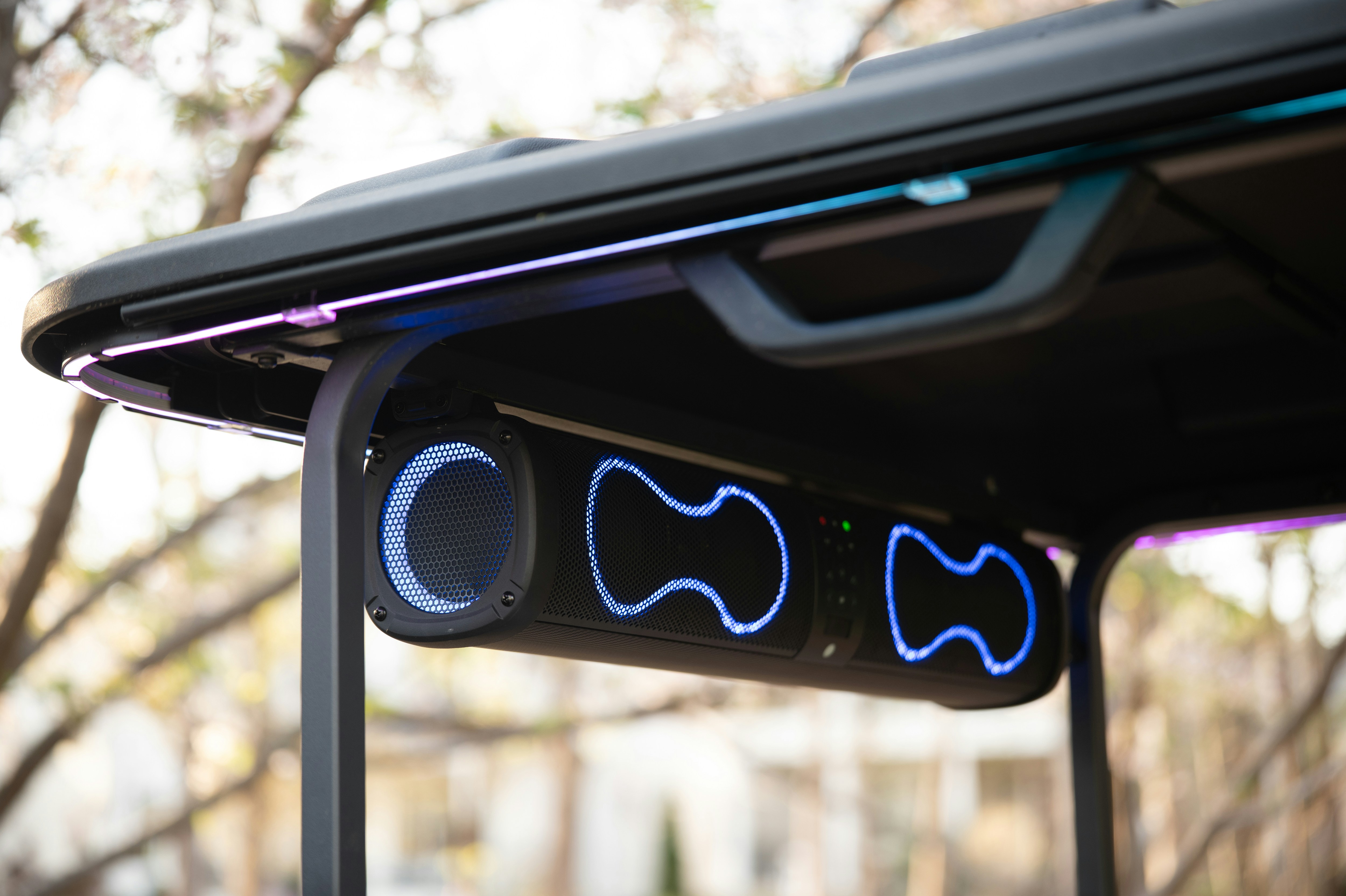 Striking Acoustic Bar on a Modern Cart