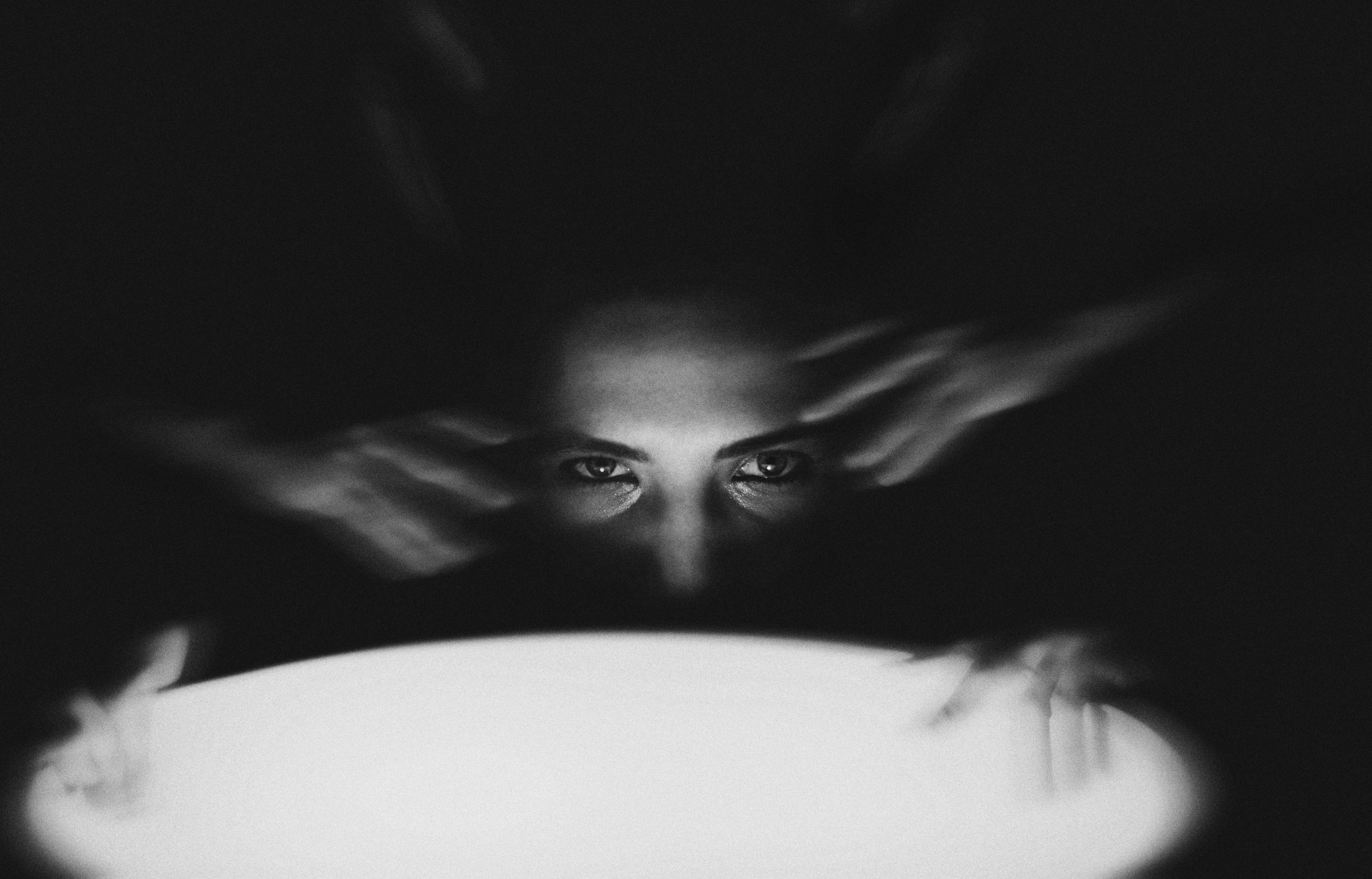 Eyes Above the Surface: A Veiled Gaze in Low Light