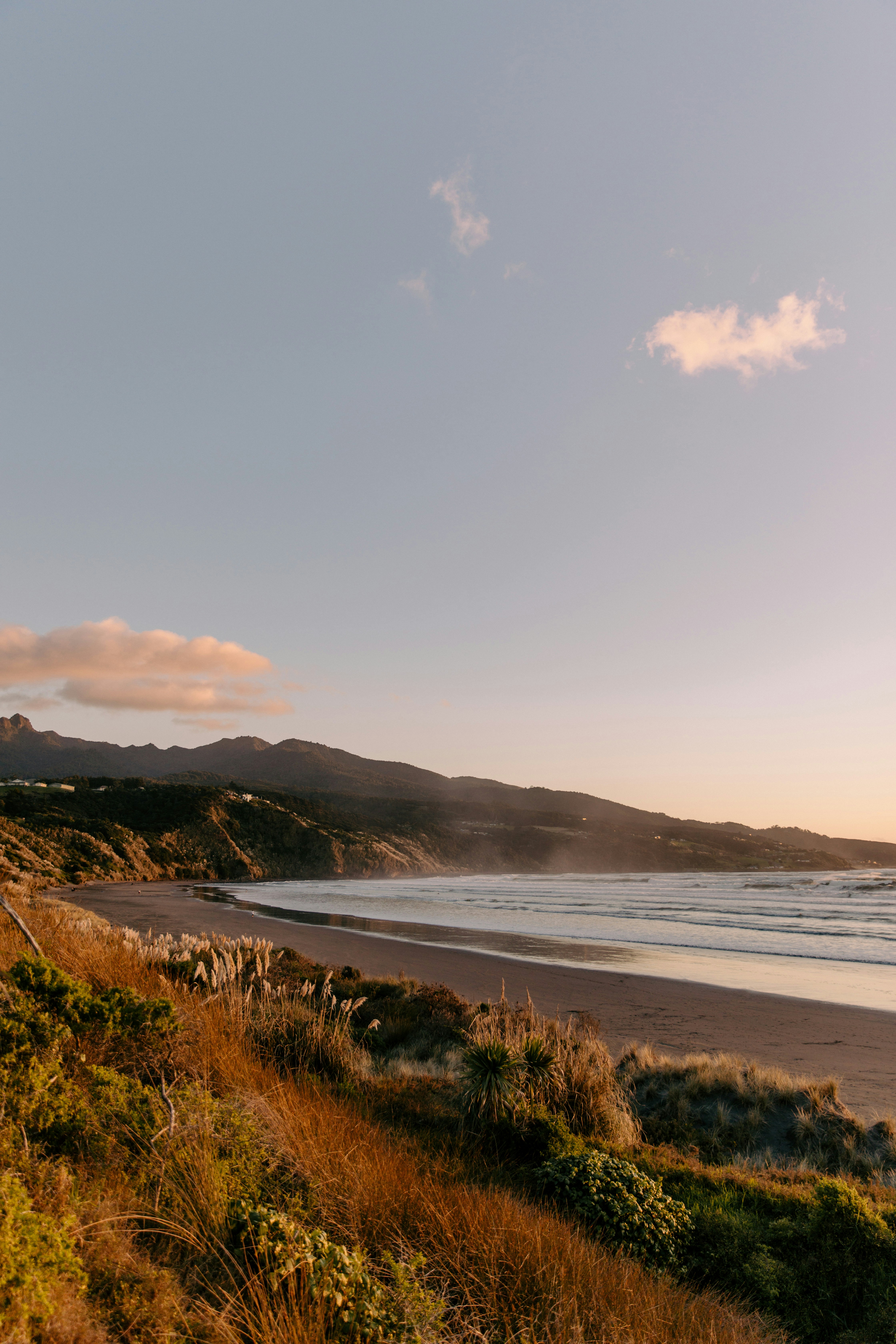 Golden Dunes at Sunset: A Quiet Coastal Vista