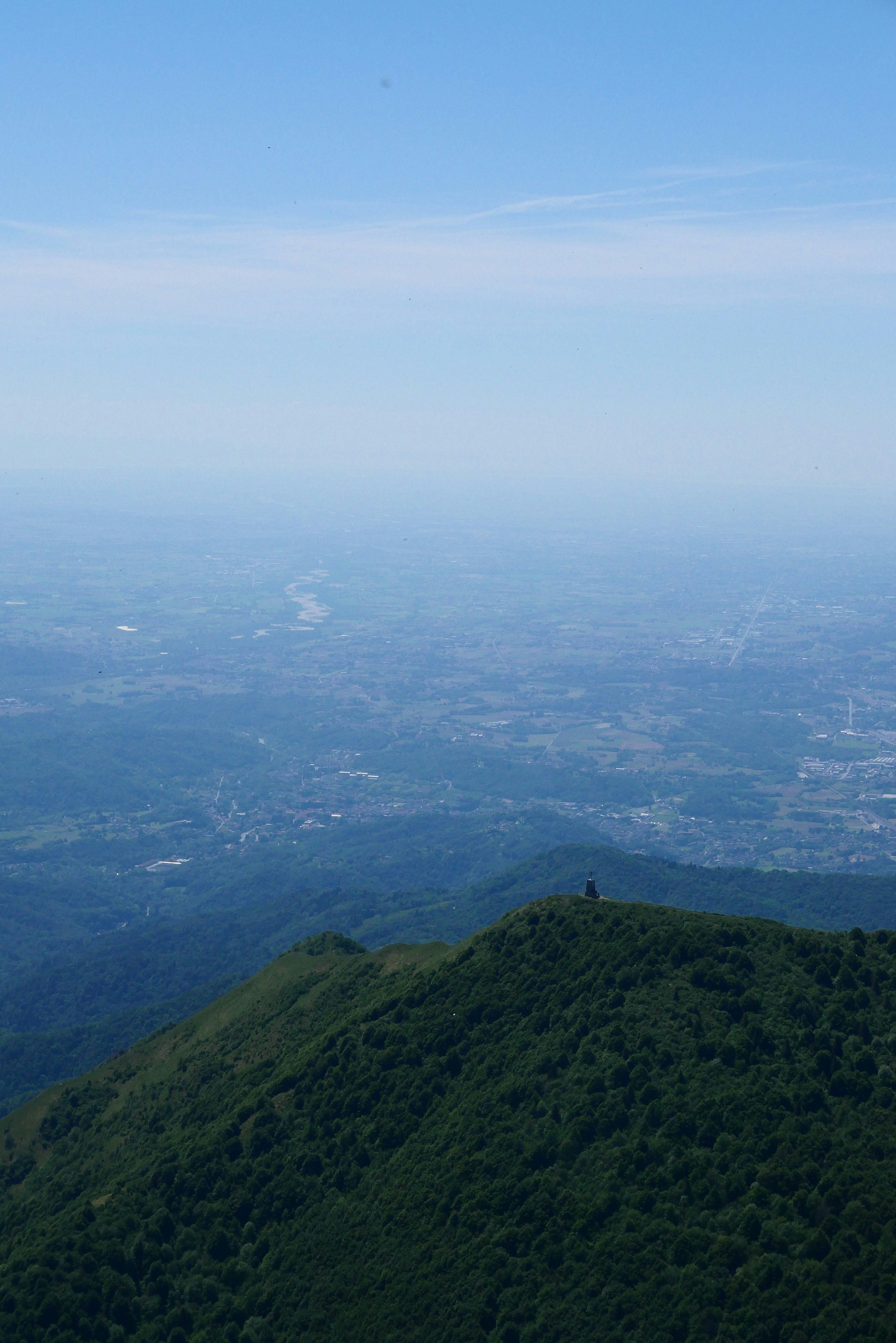 Green Ridge Summit: A Sentinel Over the Valley