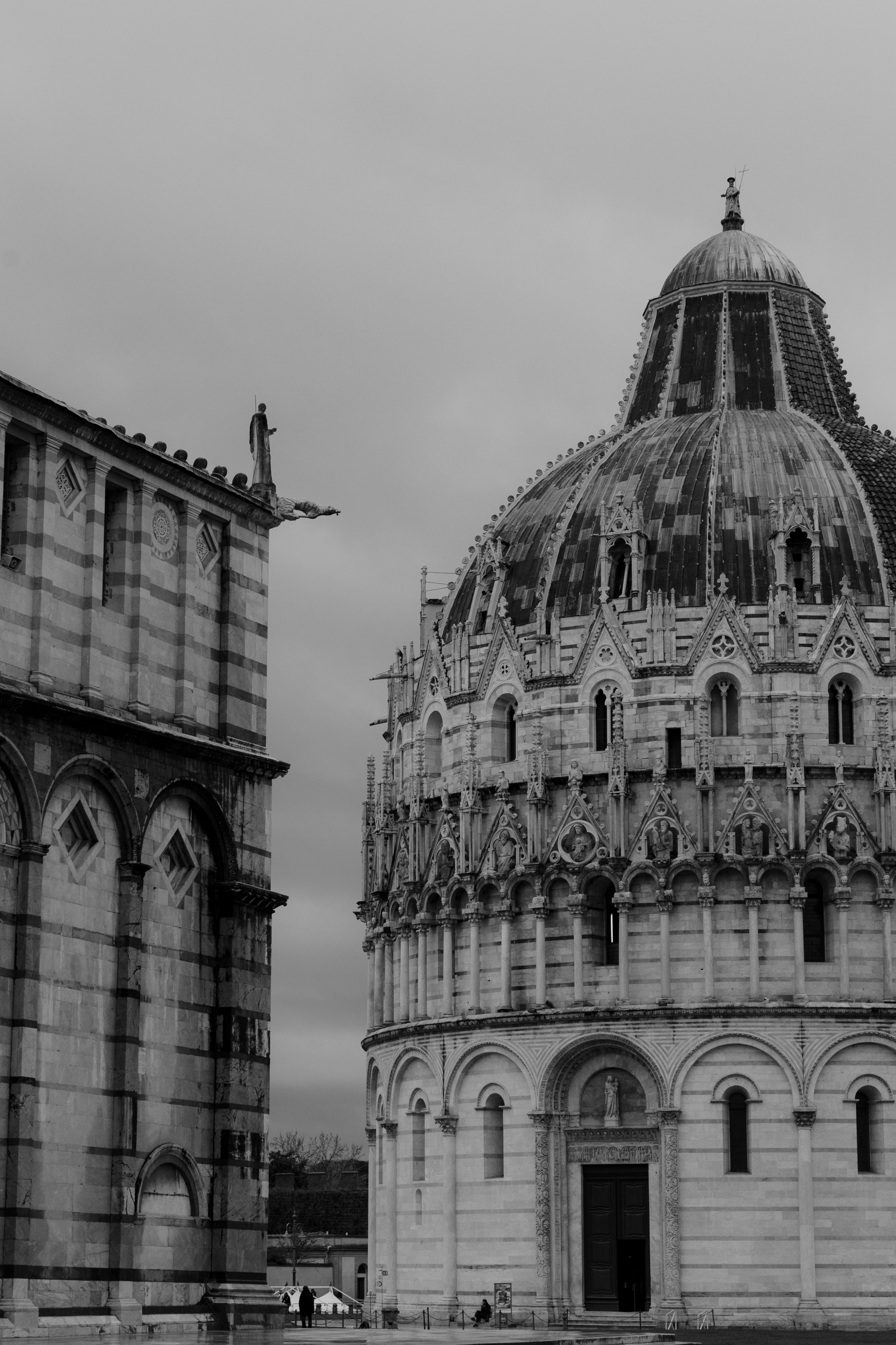 Dome and Facades: A Monochrome Chronicle of Architectural Grandeur