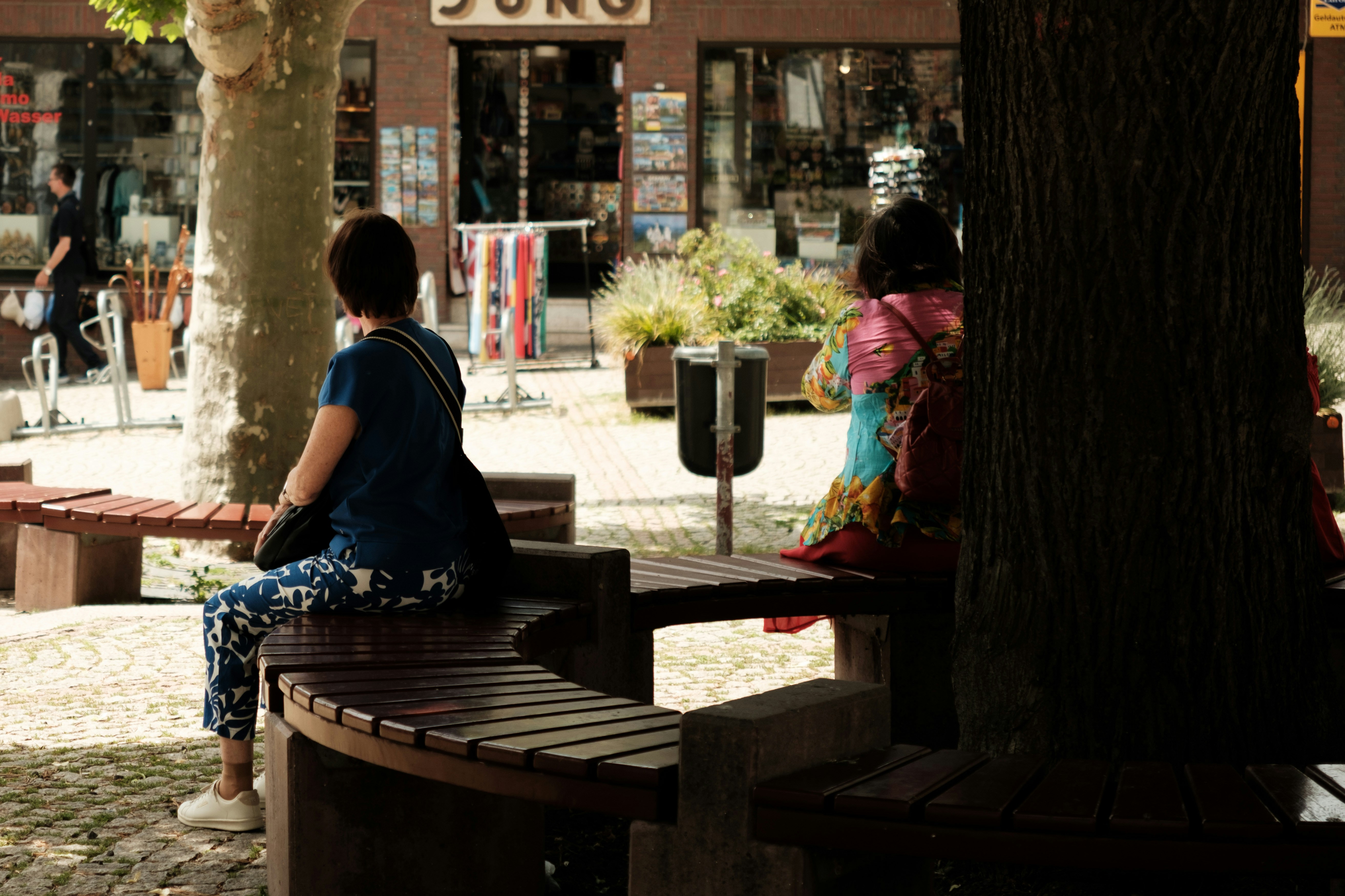 Quiet Pause Under a City Tree