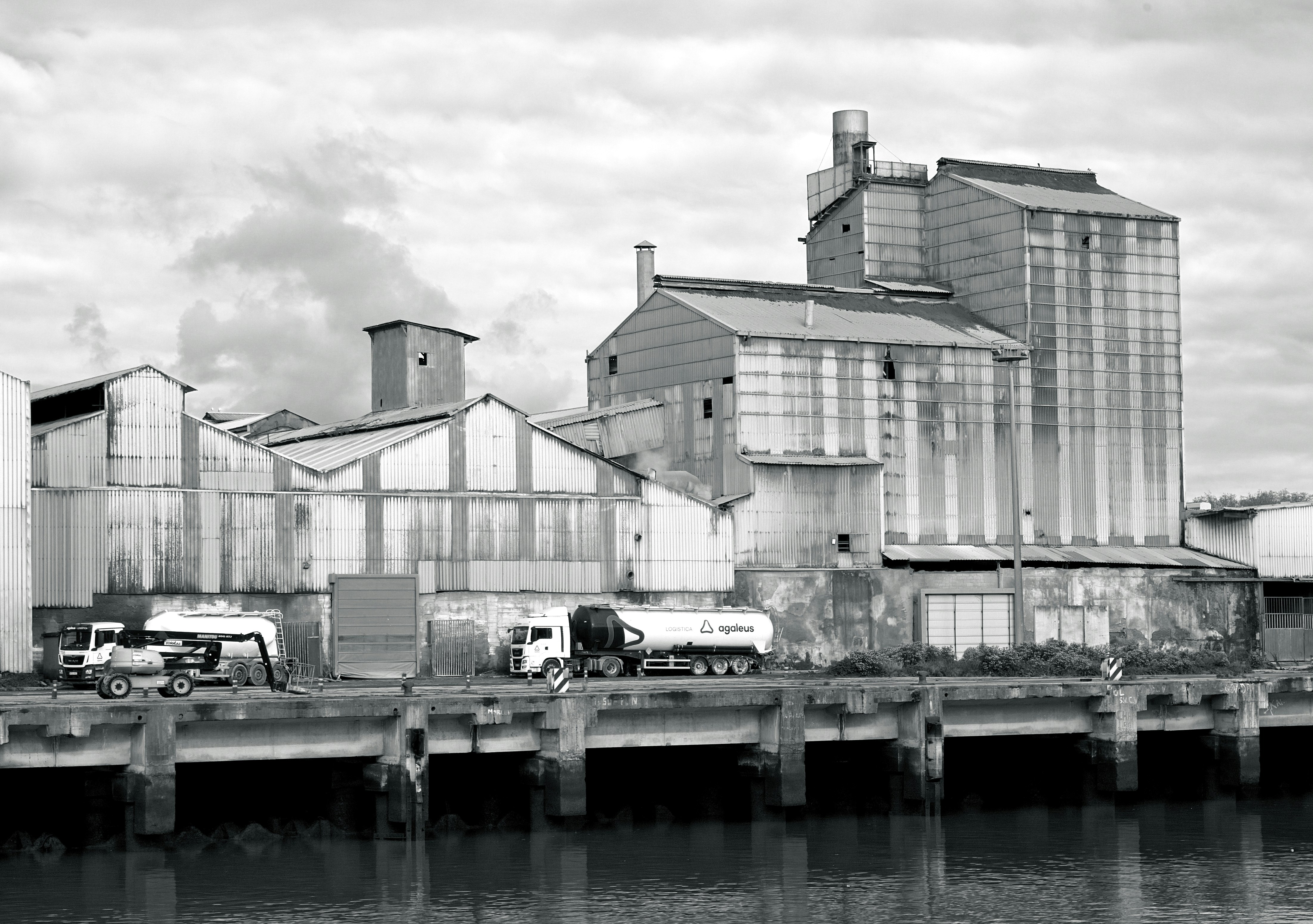 Industrial Silhouette: A Harbor of Weathered Grain Elevators