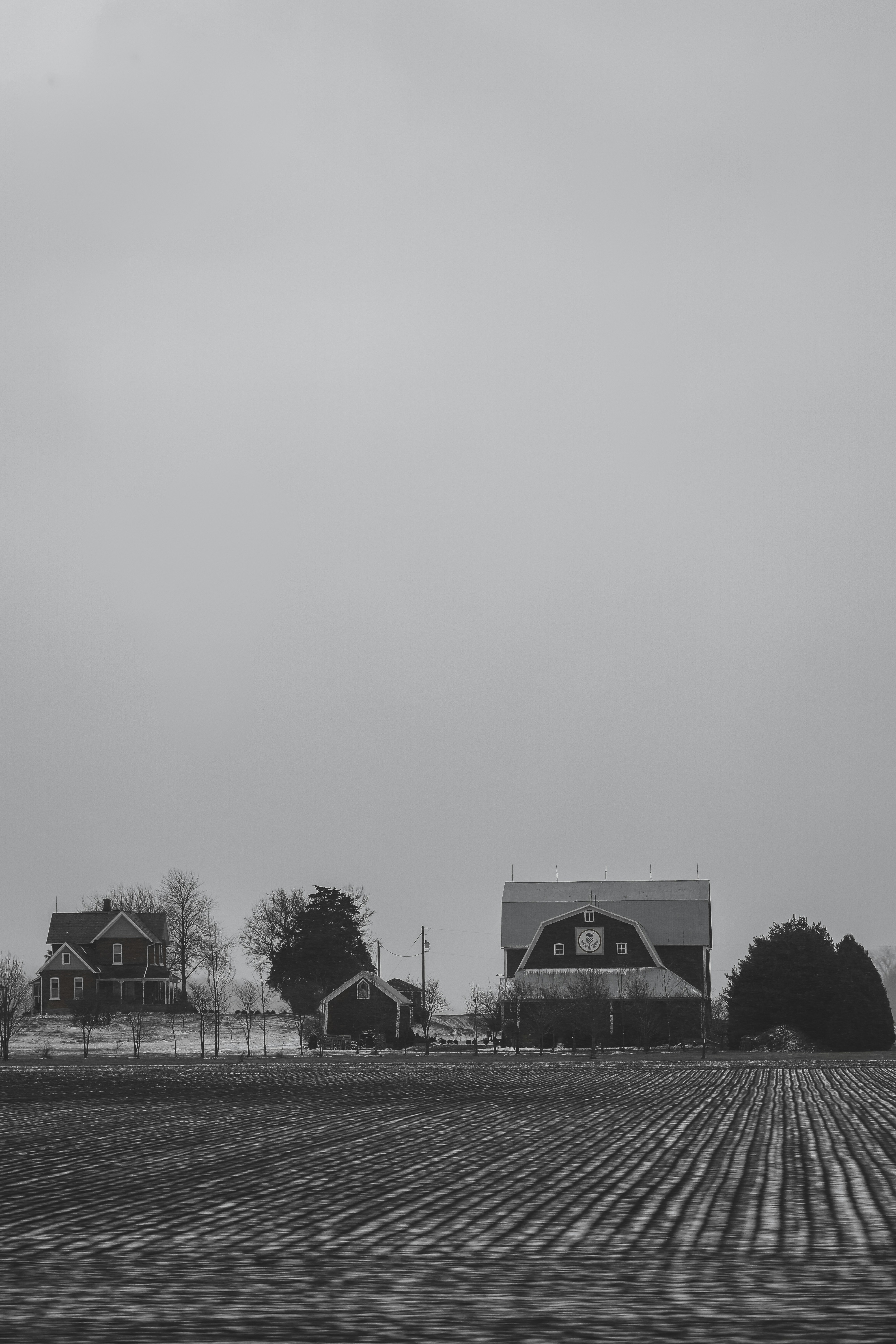 Dormant Farmstead Beneath an Extended Horizon