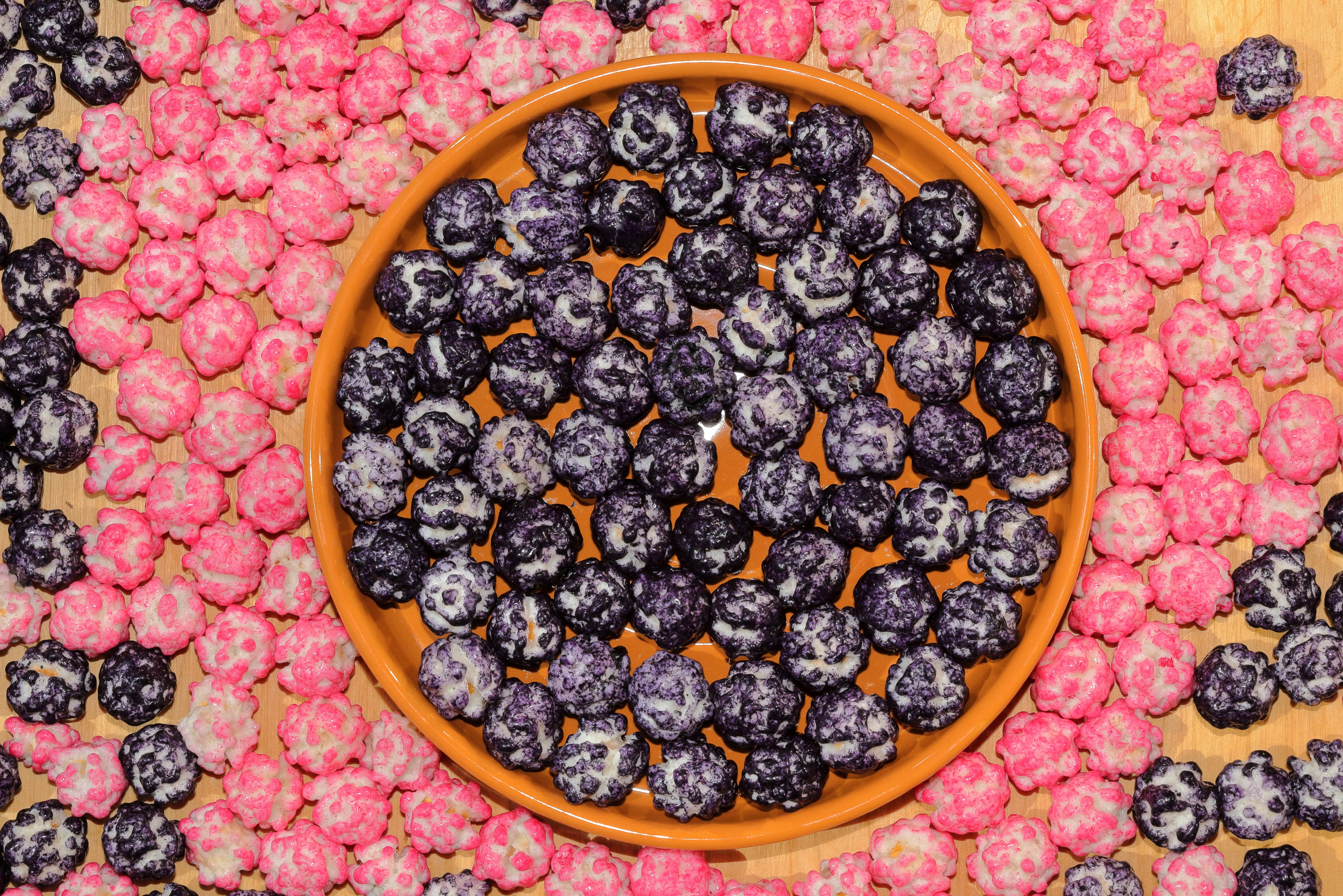 Blueberry Circle: A Berry Mosaic Framed in Ceramics