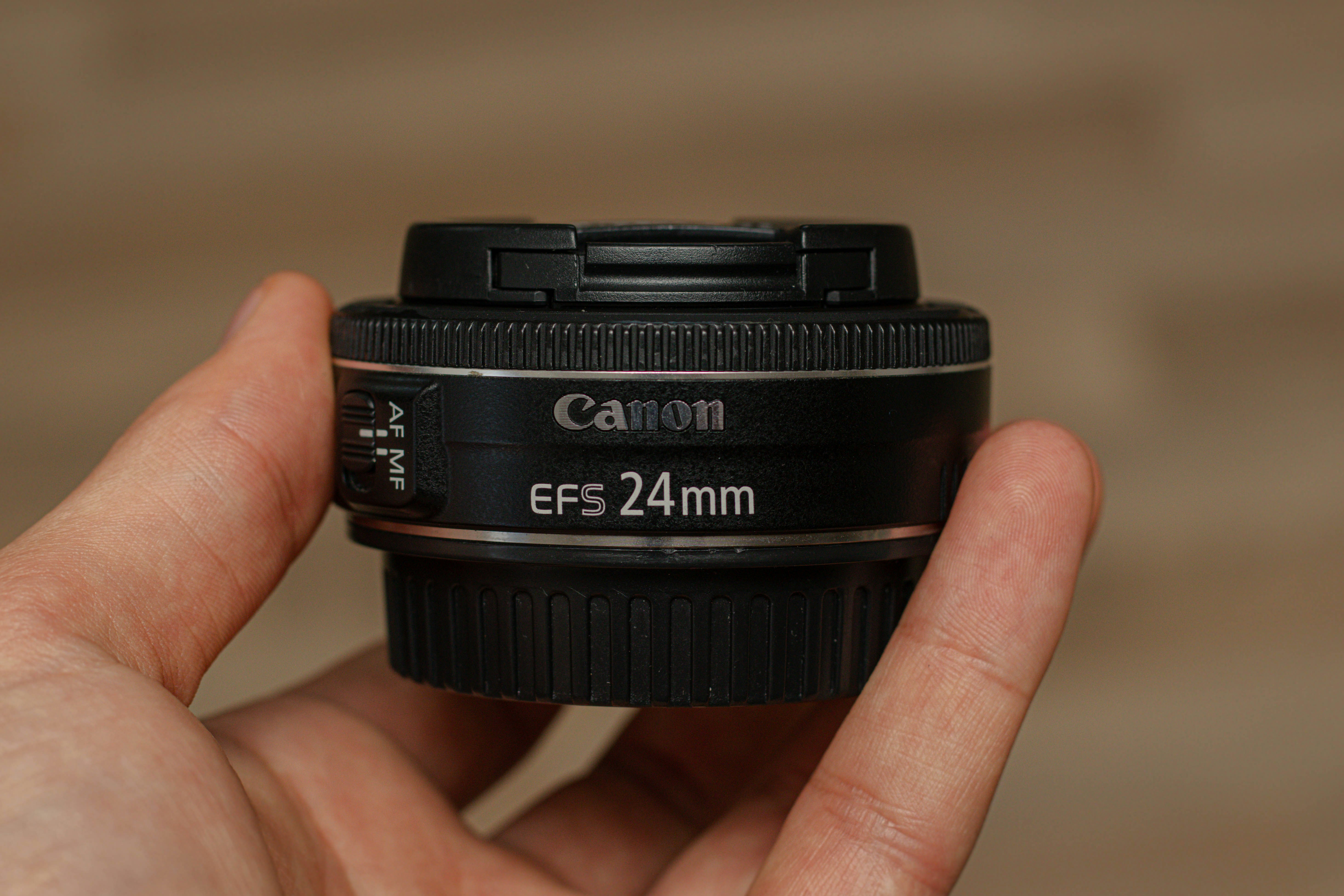 Compact Companion: A Handful of Focus Behind a 24mm Lens