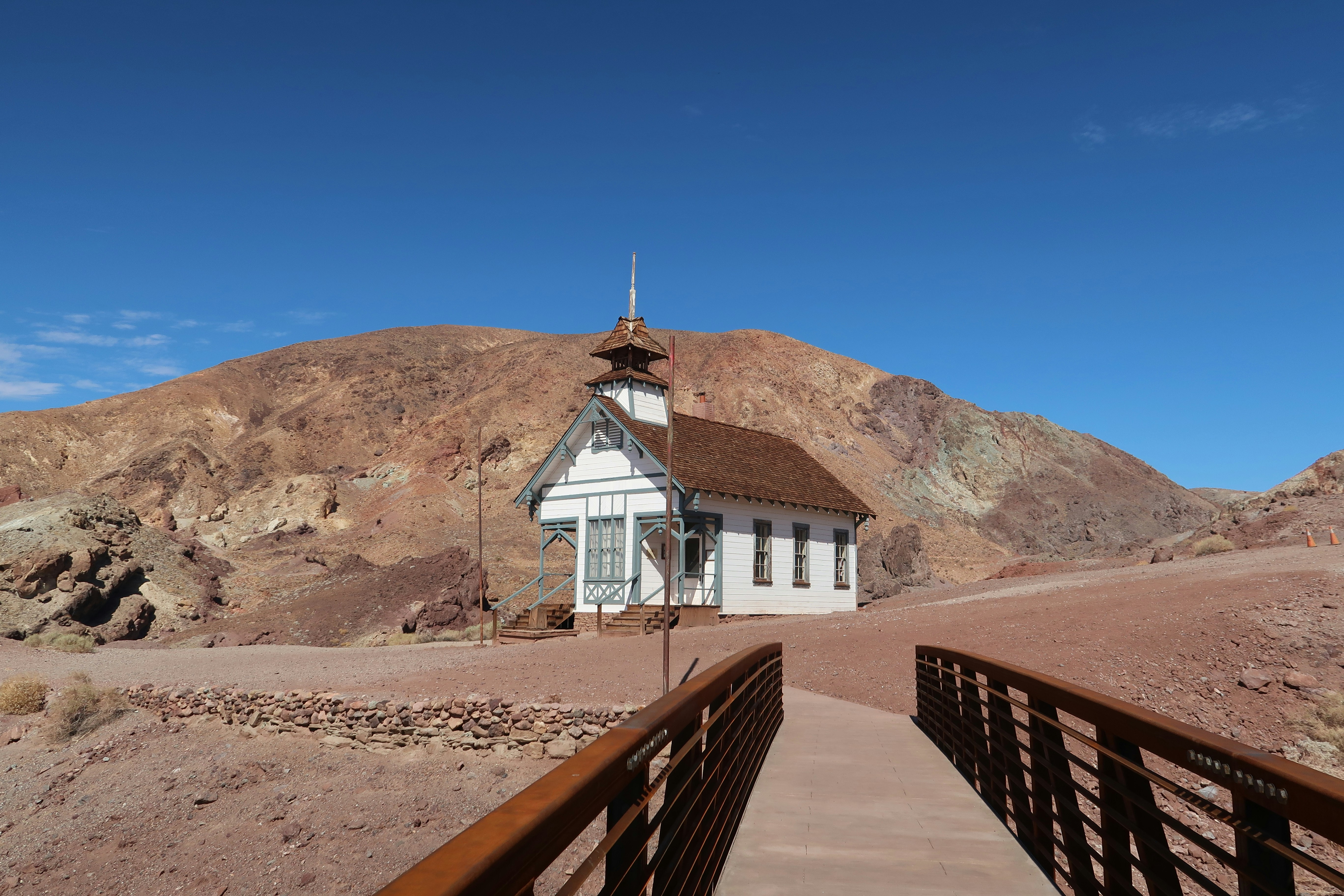 Chapel on the Desolate Ridge