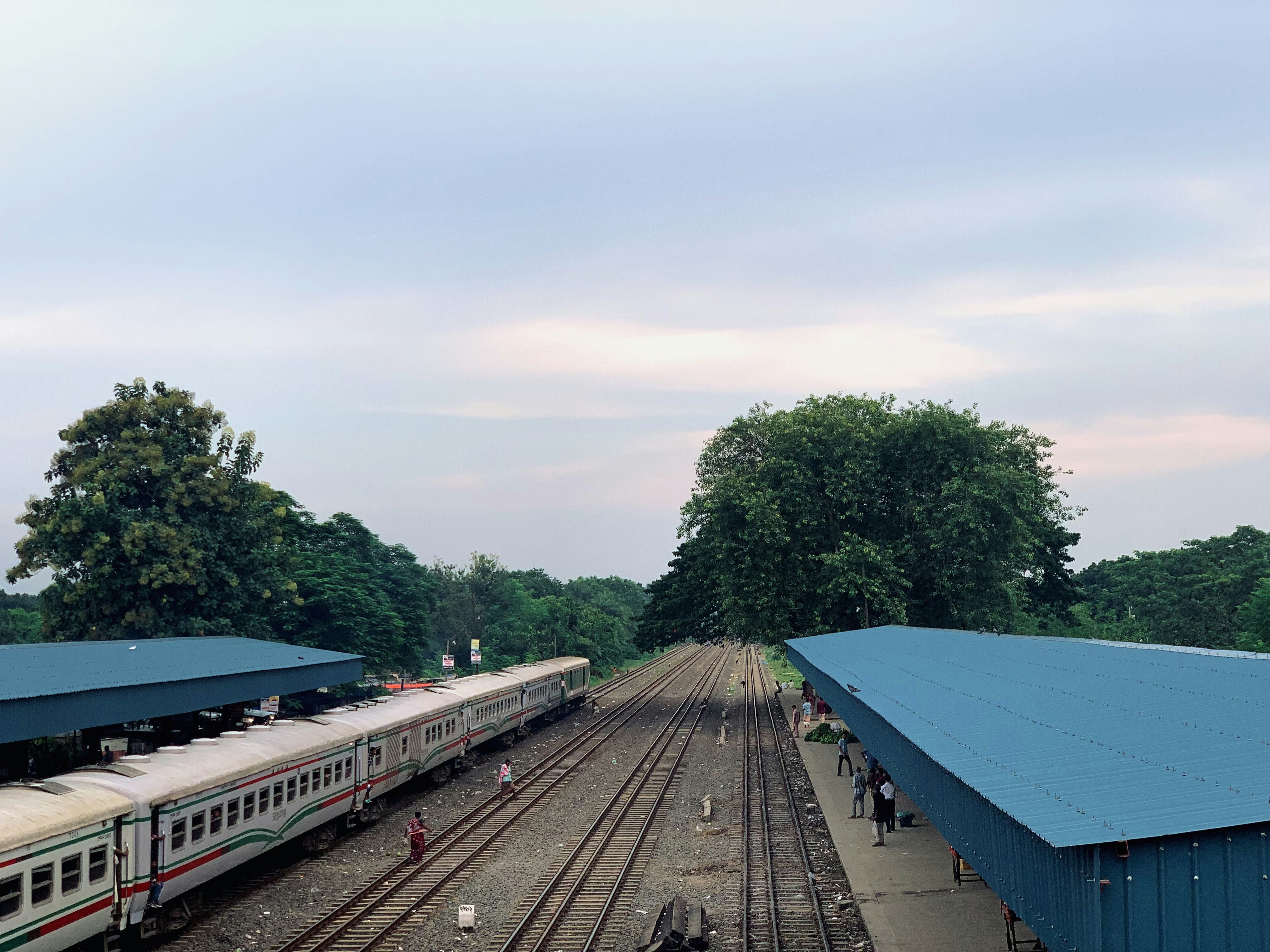 Tracks to the Horizon: A Quiet Platform Morning