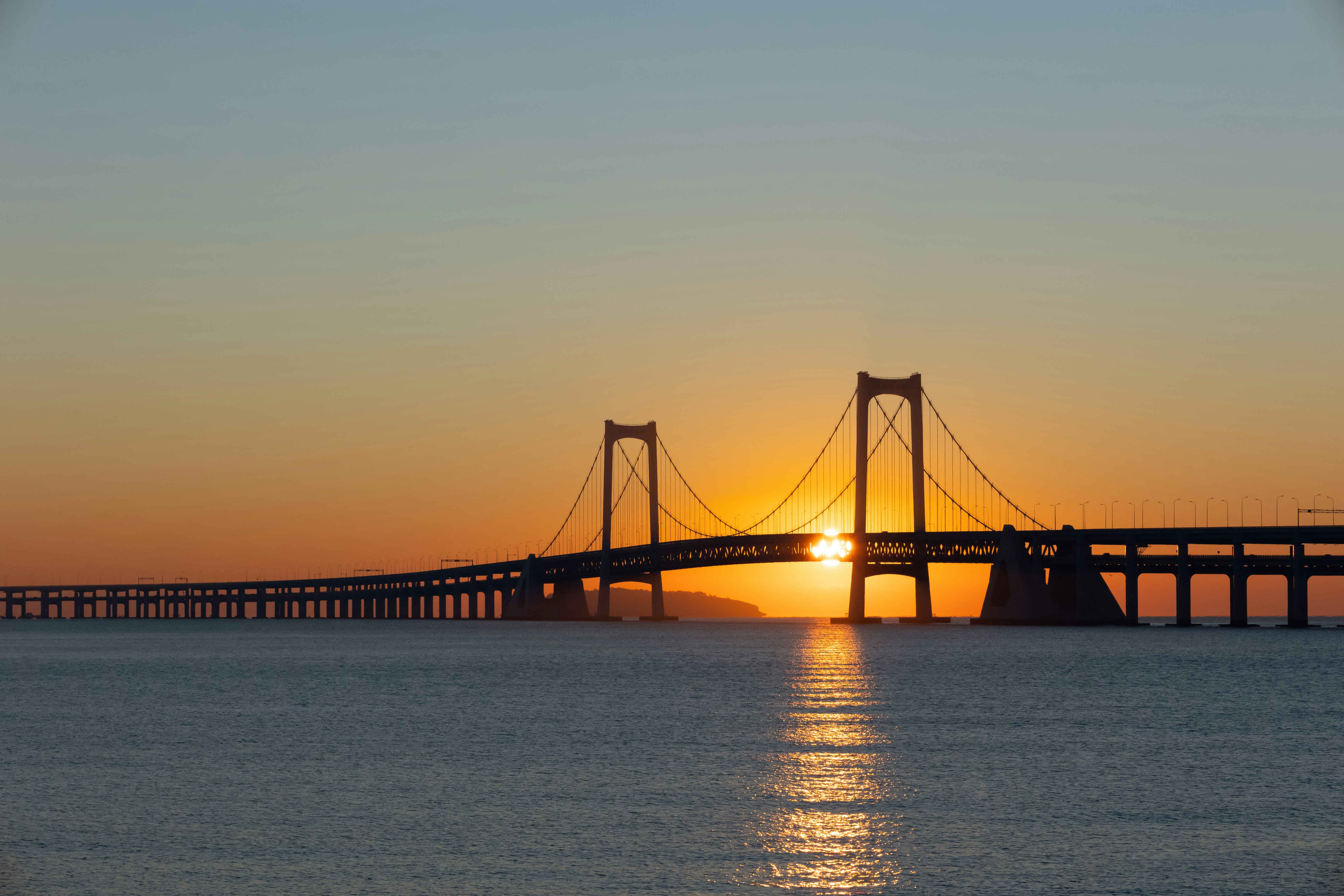 Sunkissed Span: The Quiet Rise of the Golden Bridge