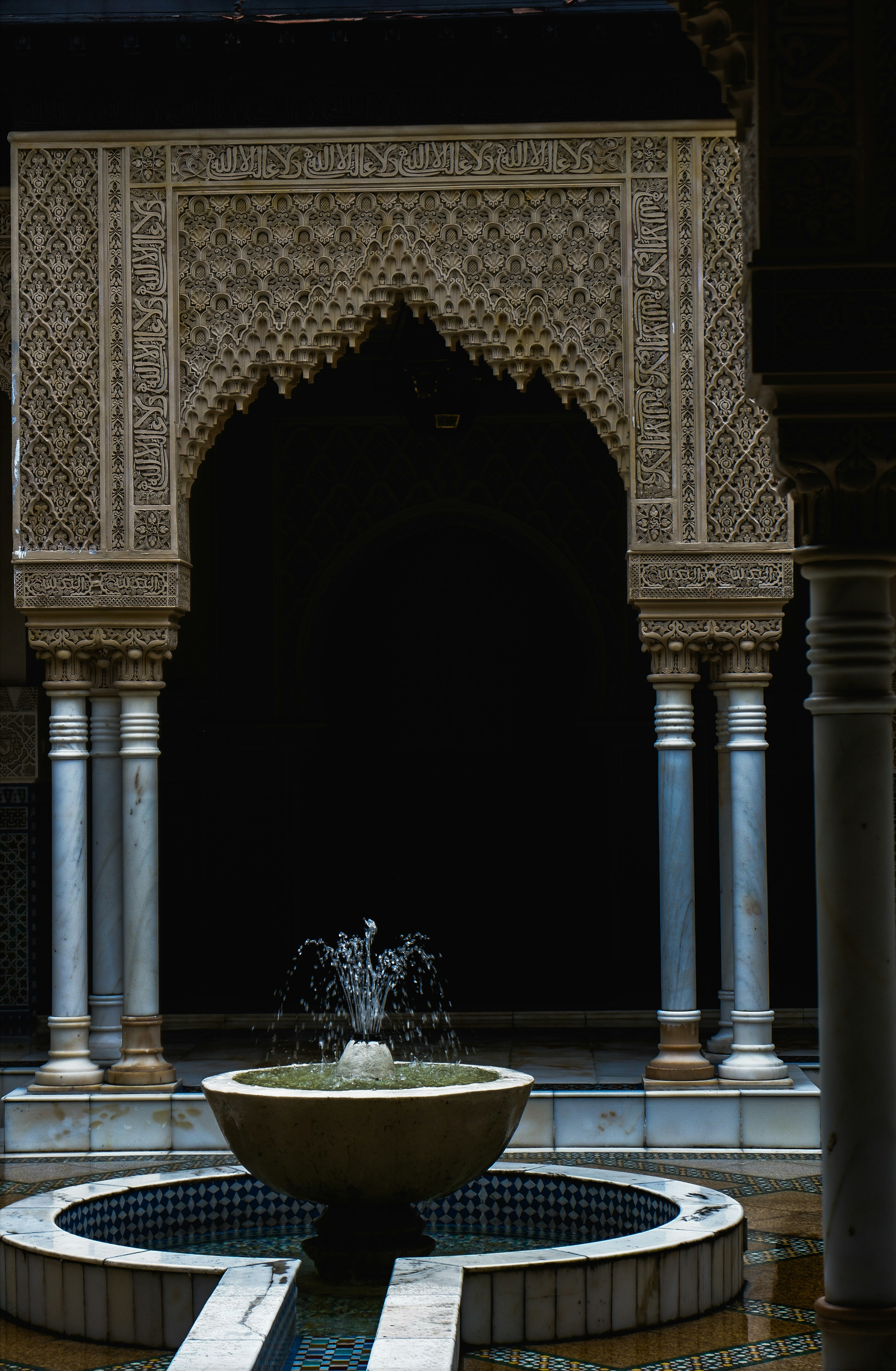 Midday Serenade of Marble Arches and a Quiet Fountain