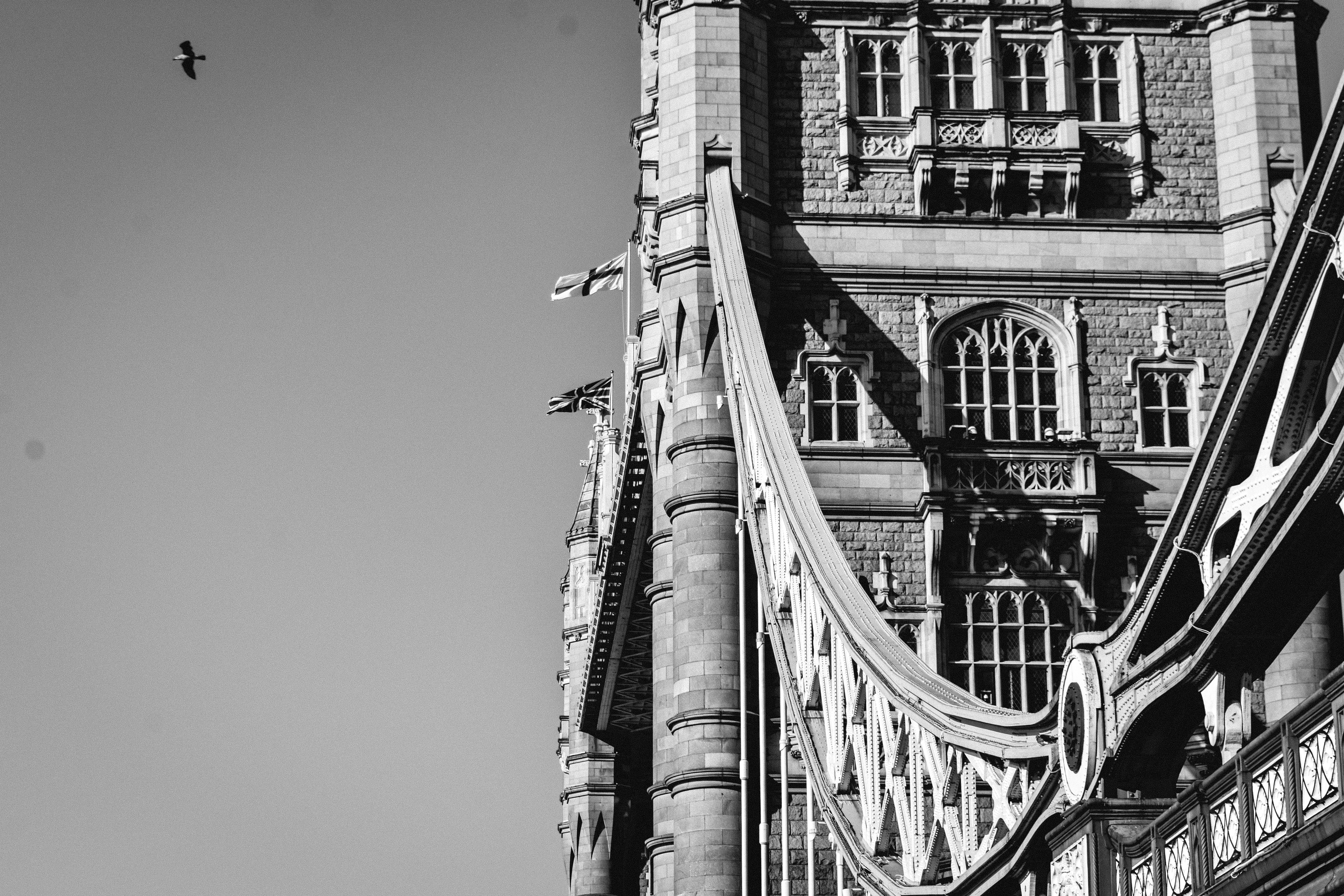 Towering Detail: A Stone Arc Graces the Sky