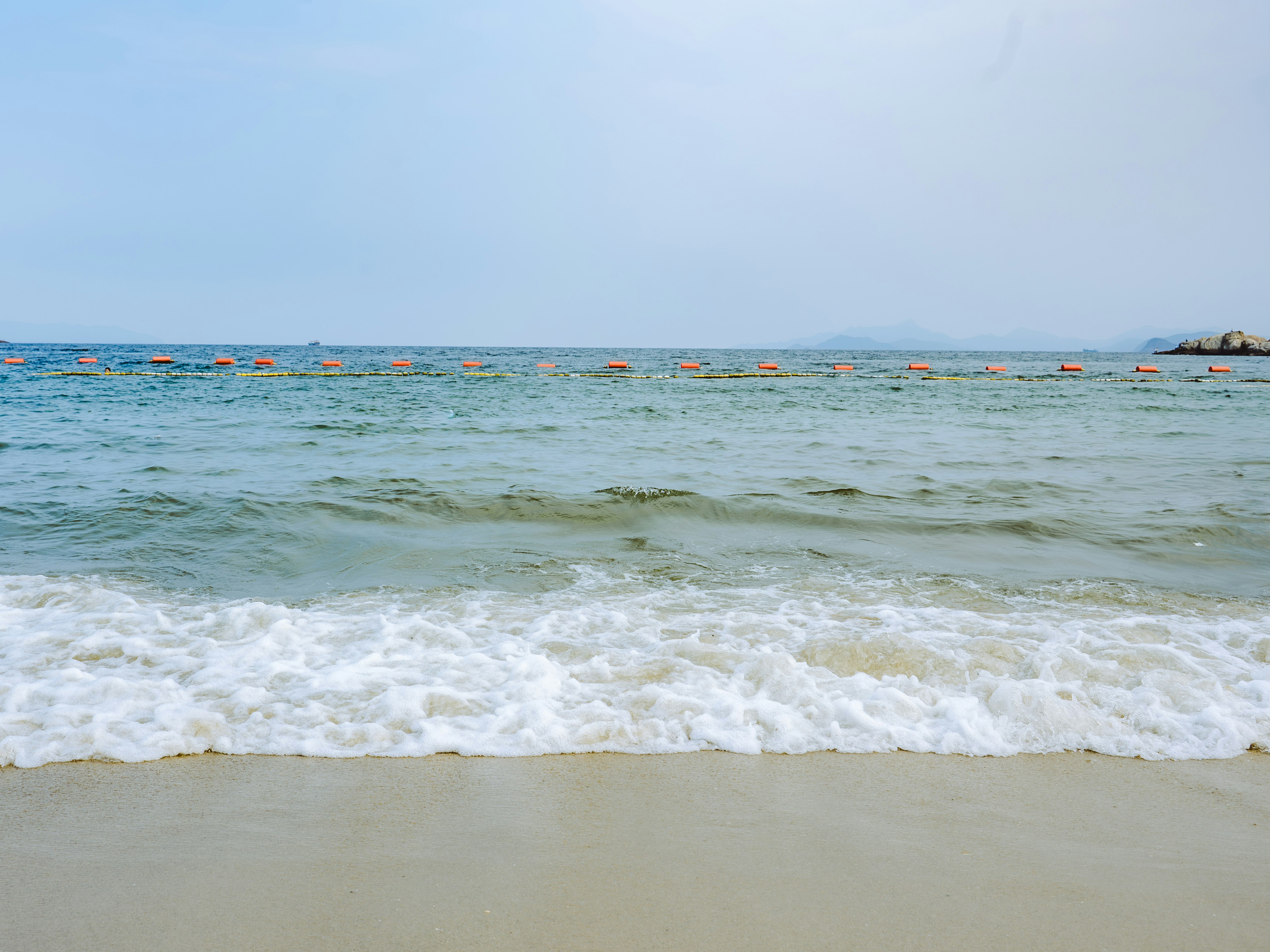 Soft Shoreline under a Calm Horizon
