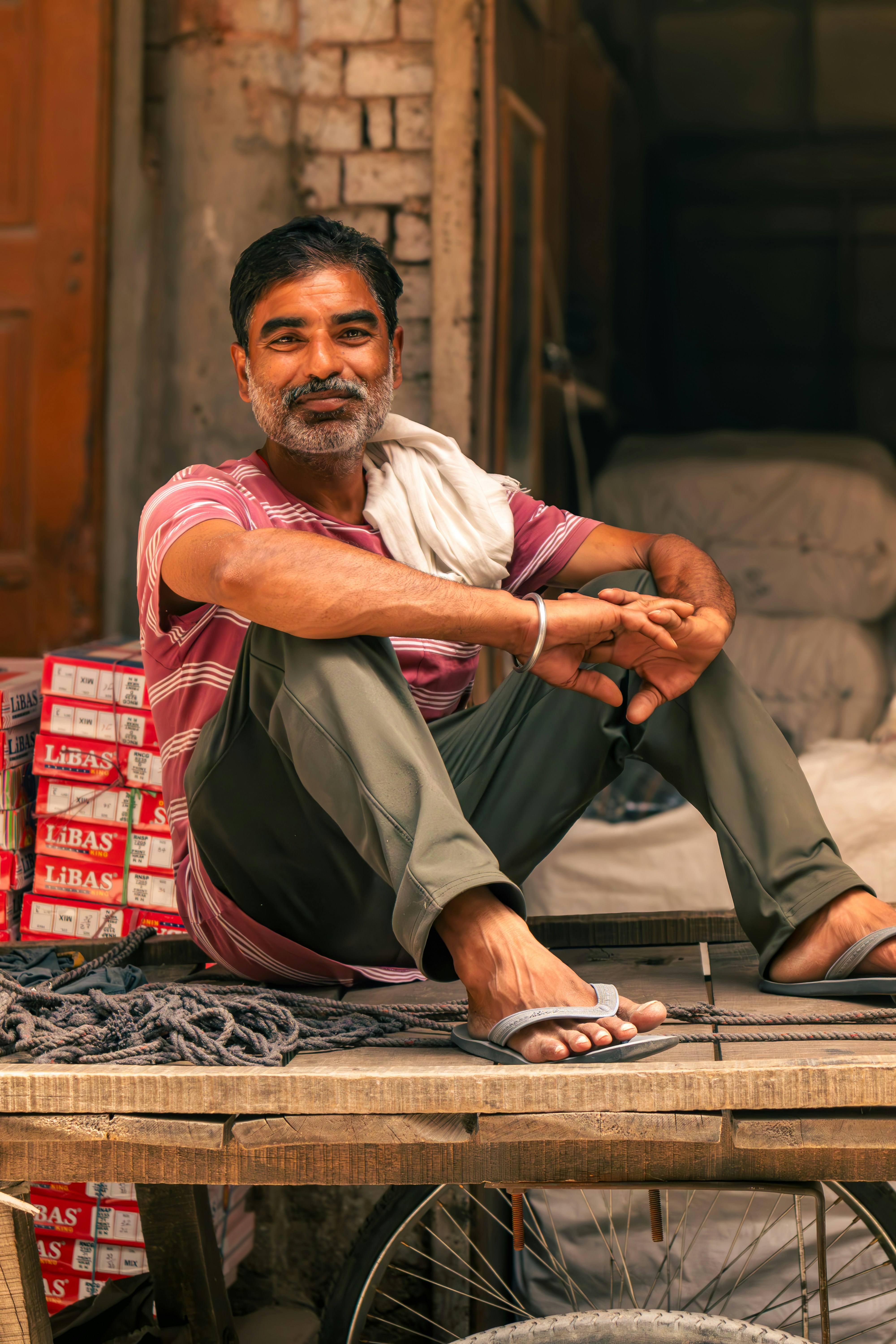 Sitting on the Threshold: A Quiet Moment in the Market Front