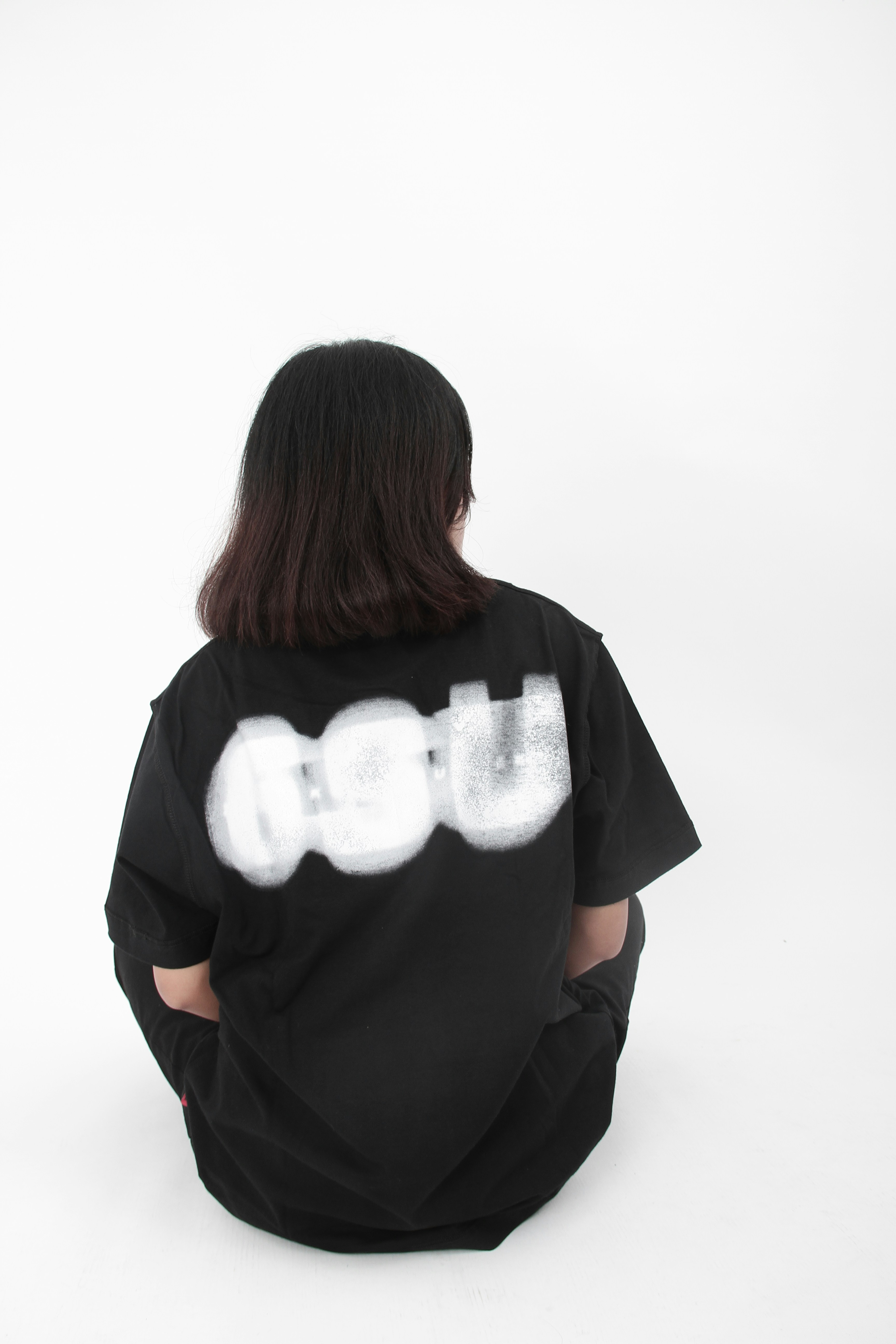 Back Portrait: The Quiet Presence in Monochrome Studio