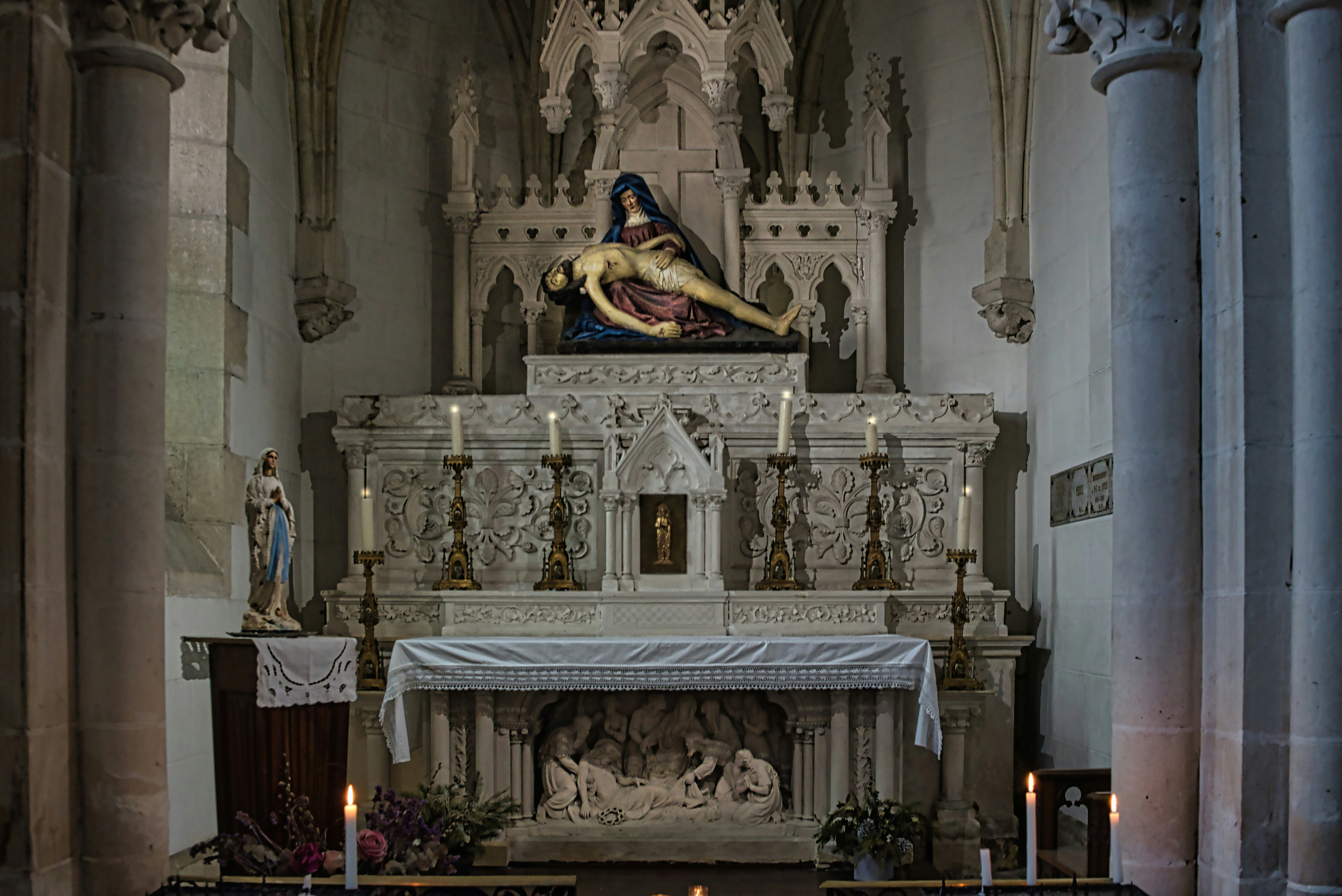 Altar Reverie: A Baroque Christ in the Chapel