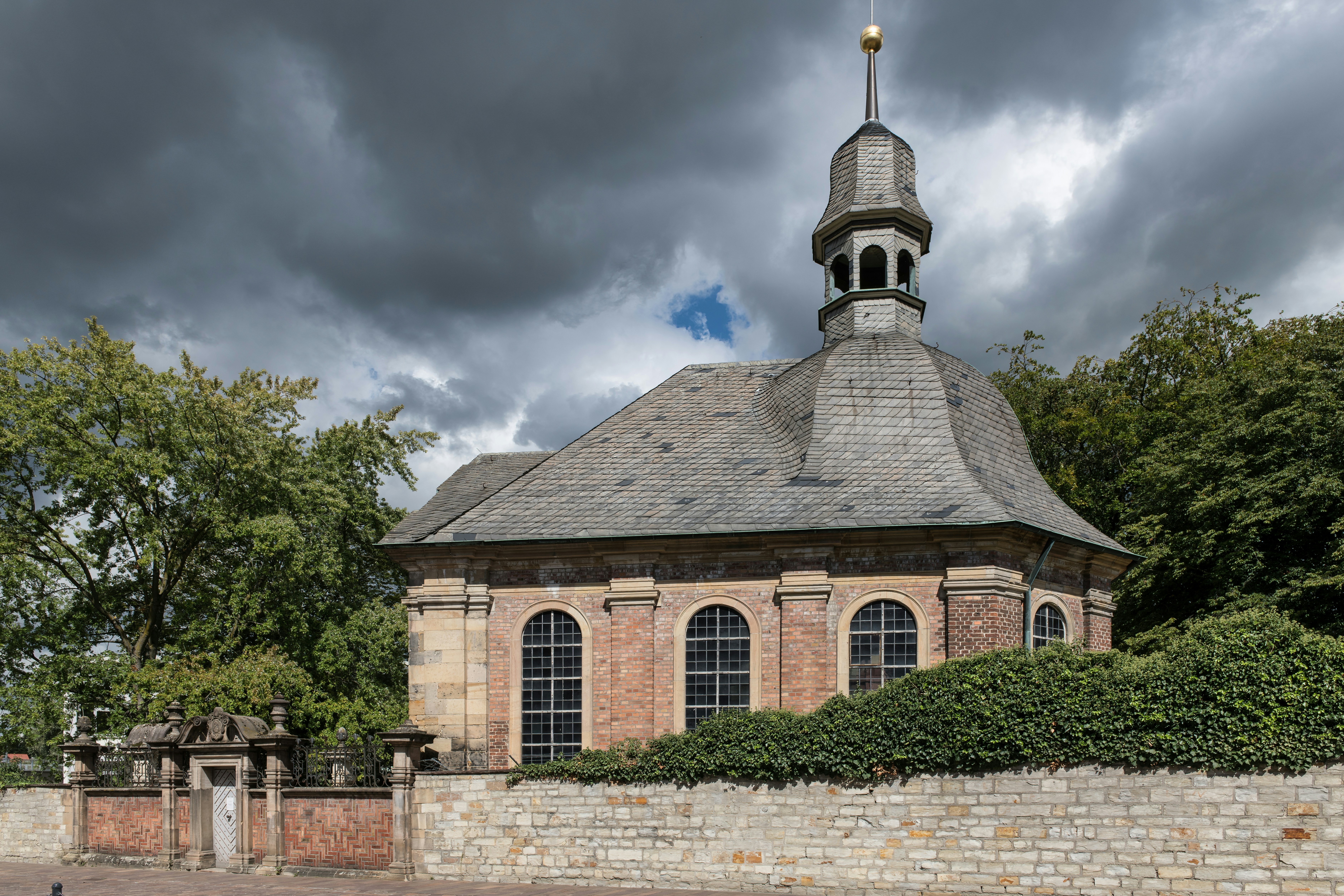 The Curved Chapel with Ivy Border