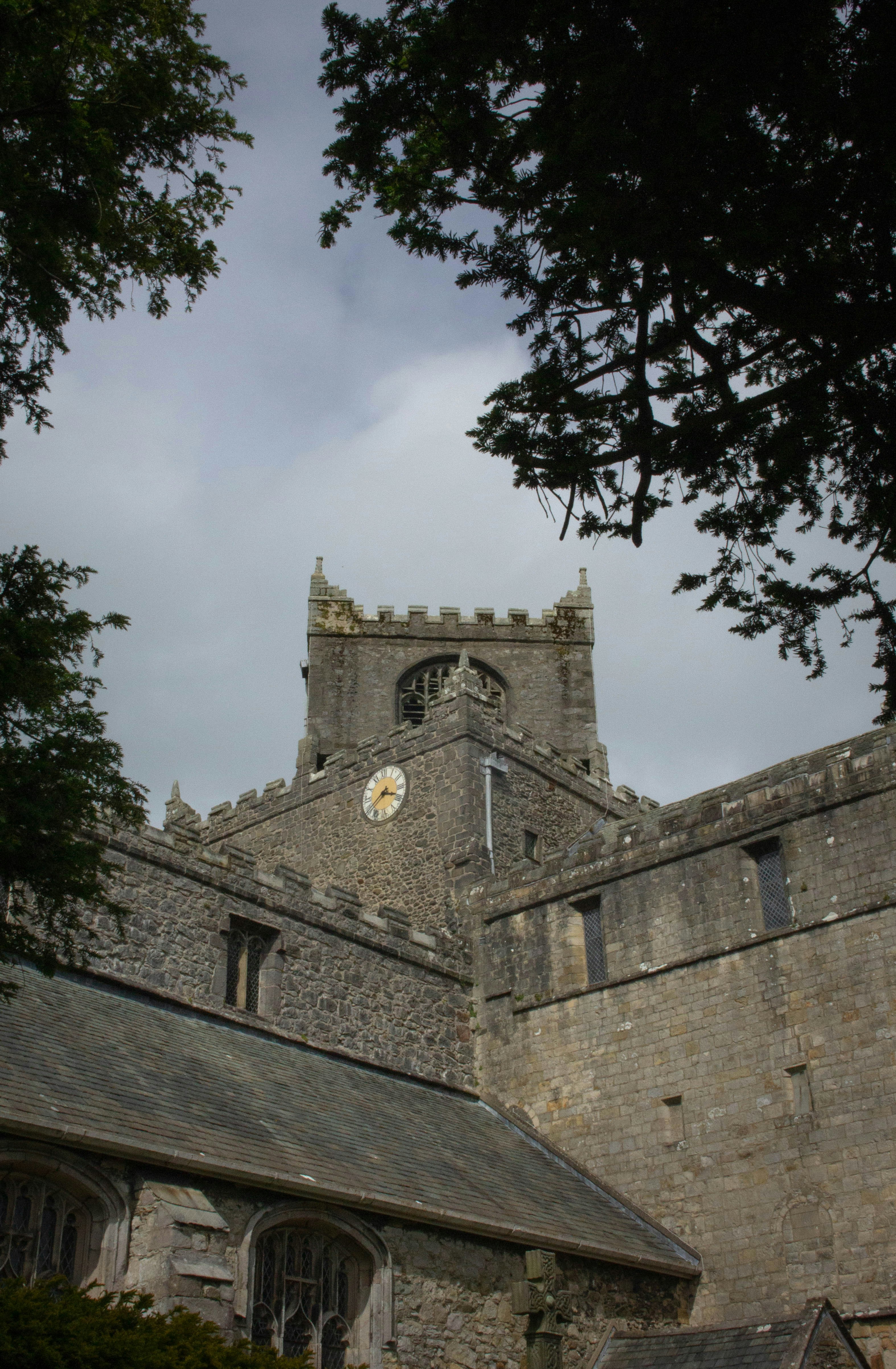 Castle Keep Crowned by Sky: A Gloomy Portrait of a Stone Fortress