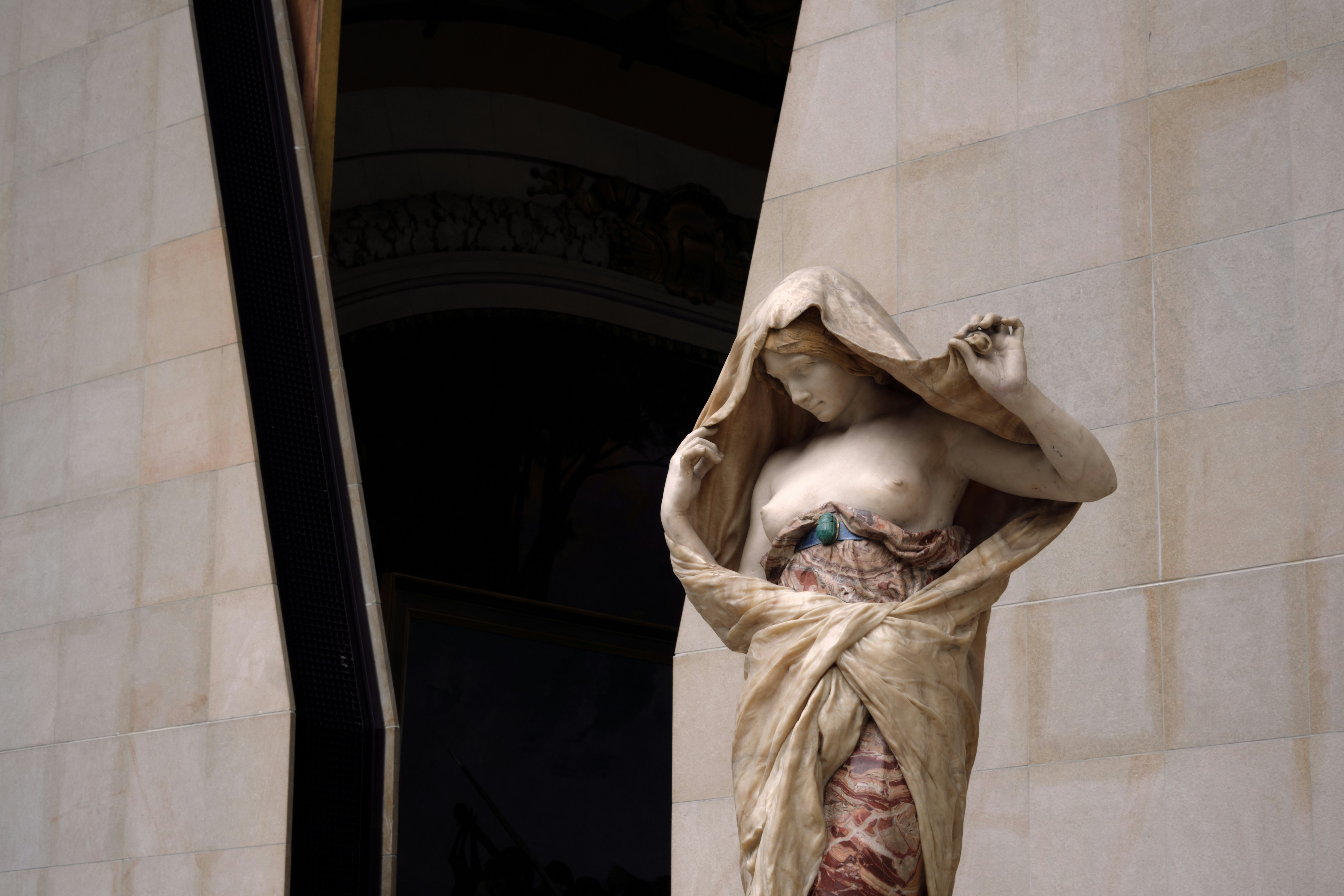 Hooded Drapery: A Statue’s Quiet Unveiling