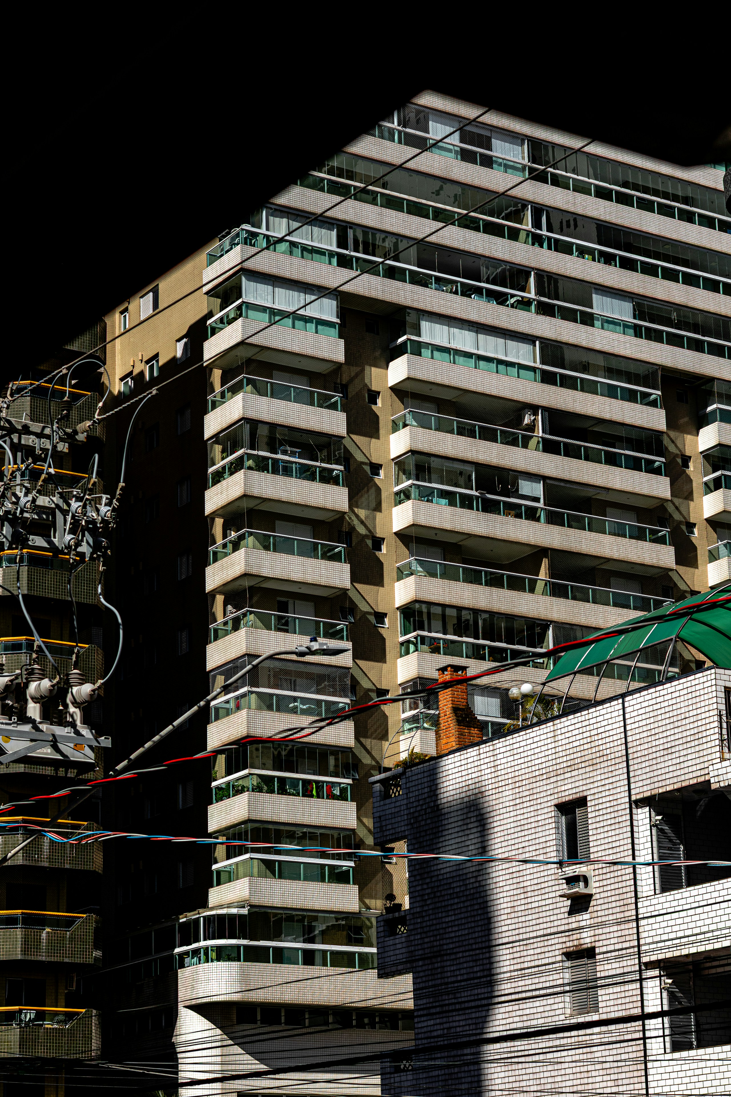 Urban Facade: Balconies Weaving Through Concrete