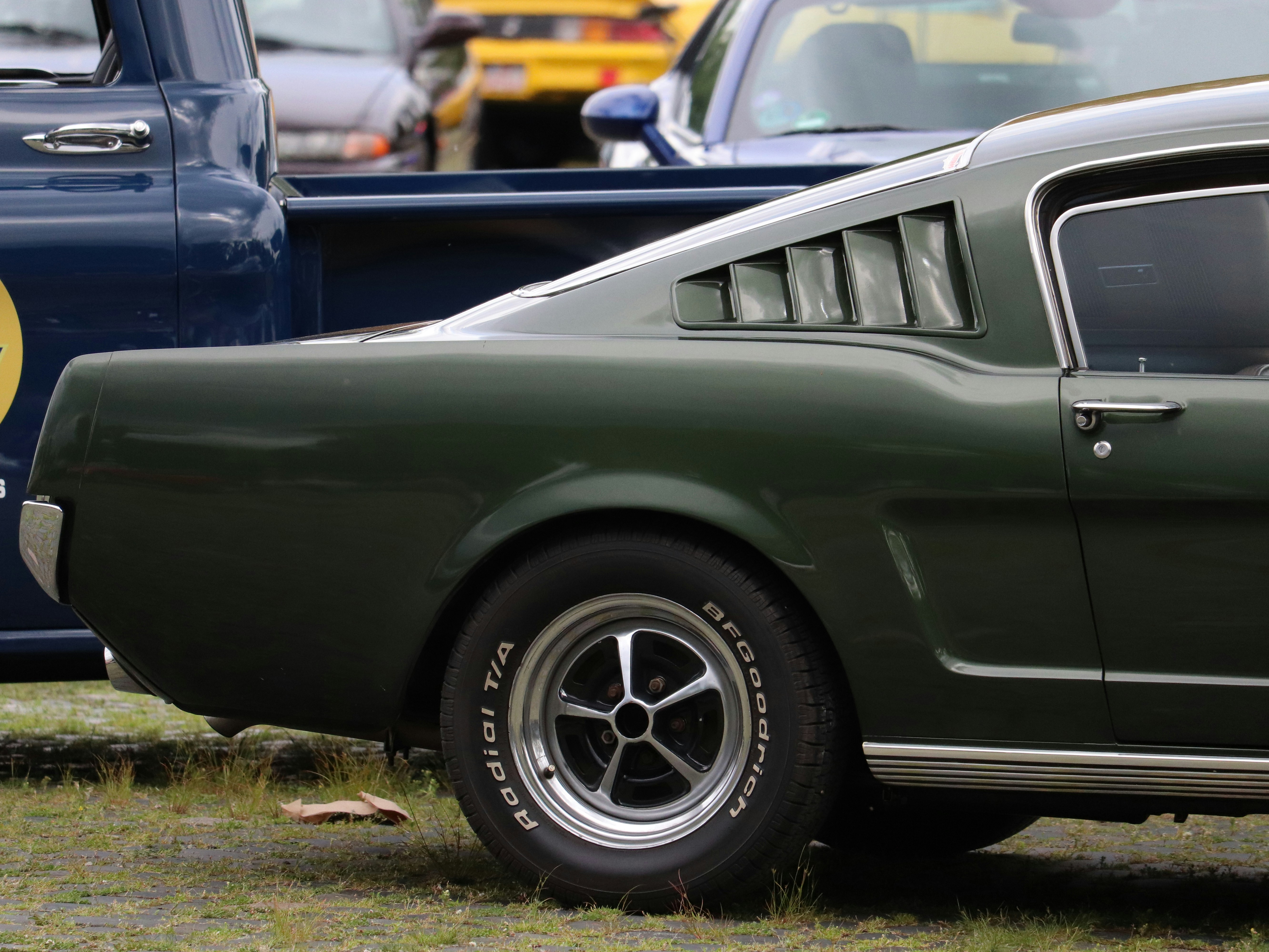 Green Muscle Car Silhouette: A Sideyard of Vintage Curves