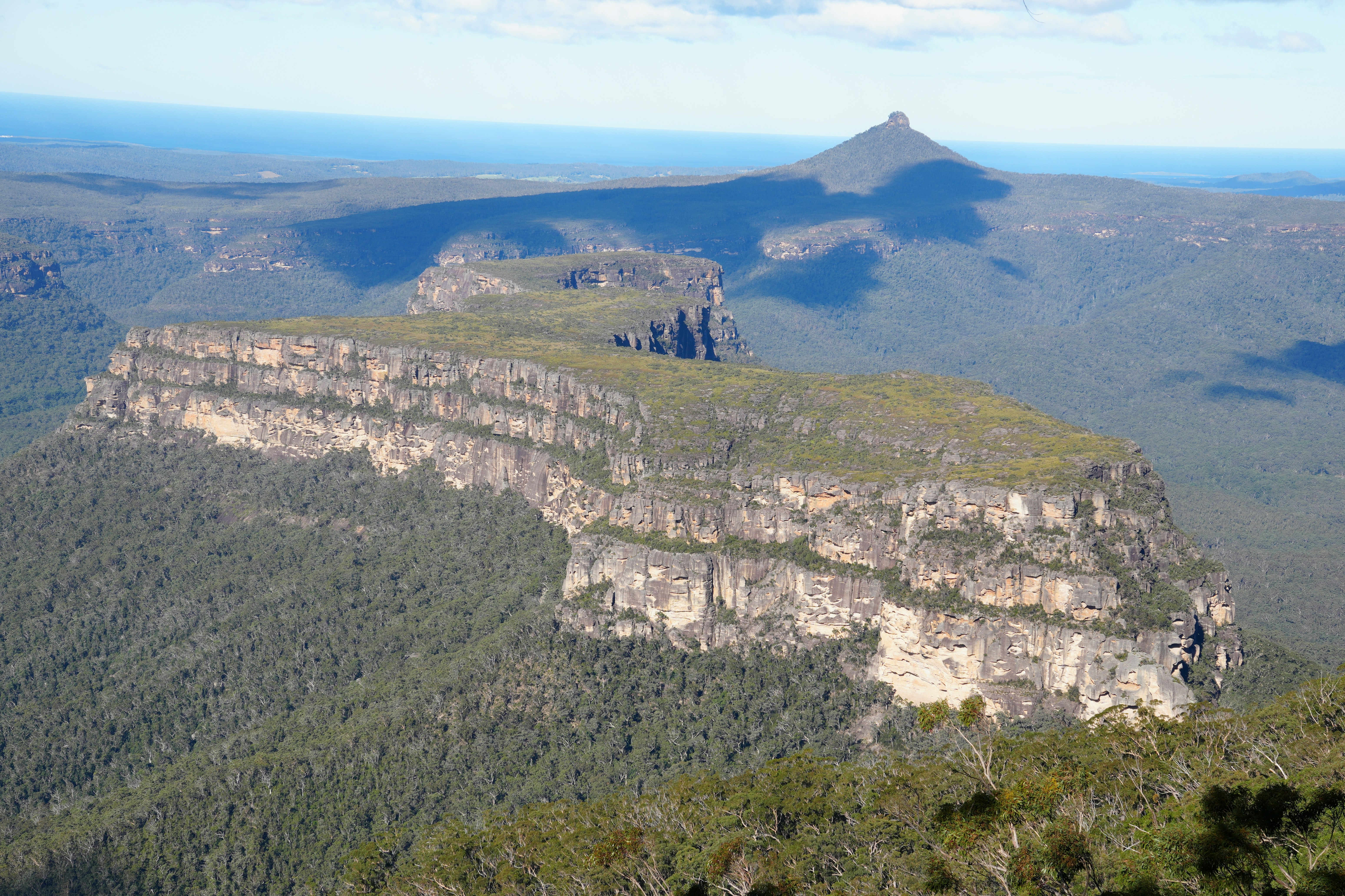 Ridgecrest Overlook: The Telescope-like Peak with Translucent Horizon