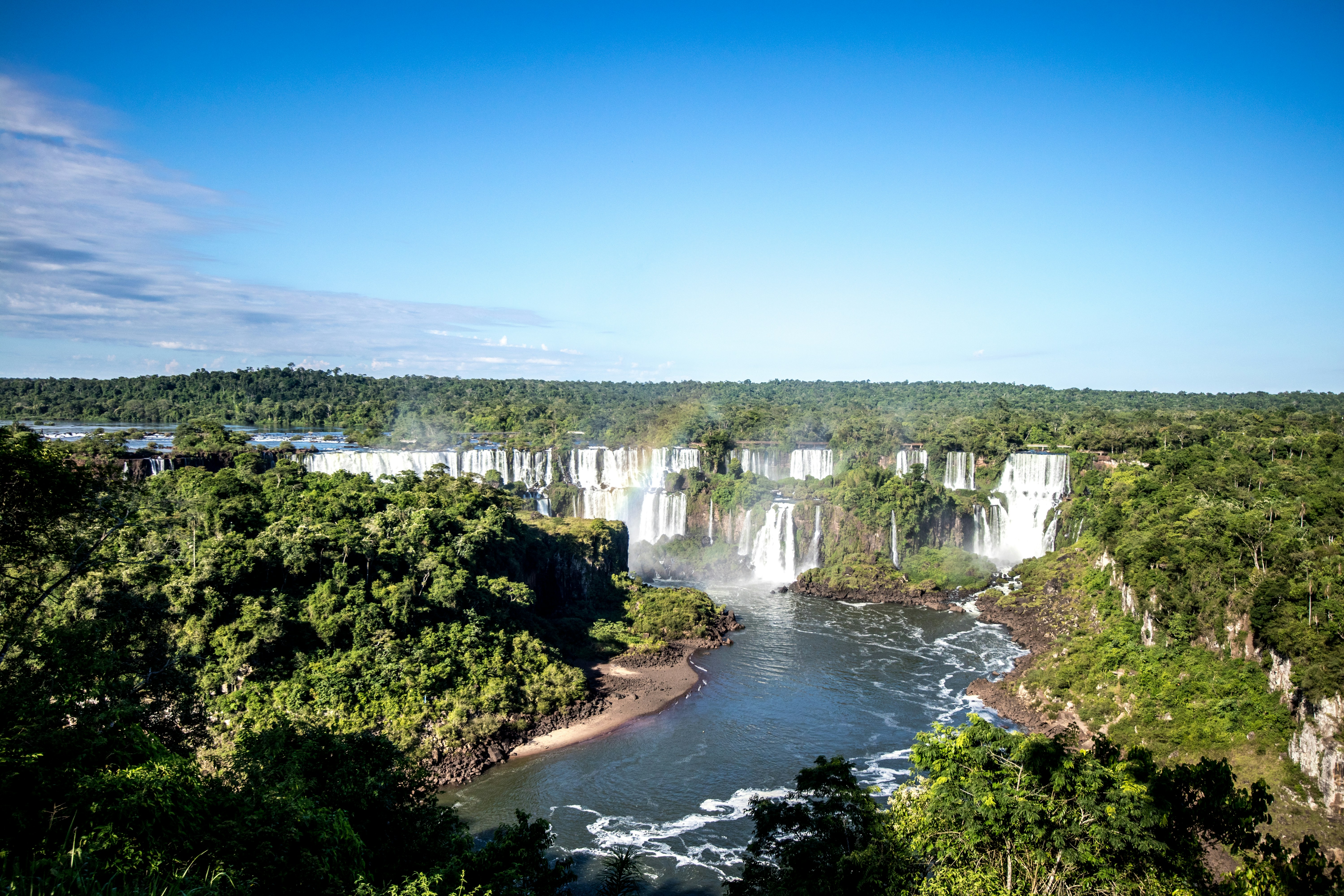 Waterfall Curtain at Dawn: A Lush Rivercarve