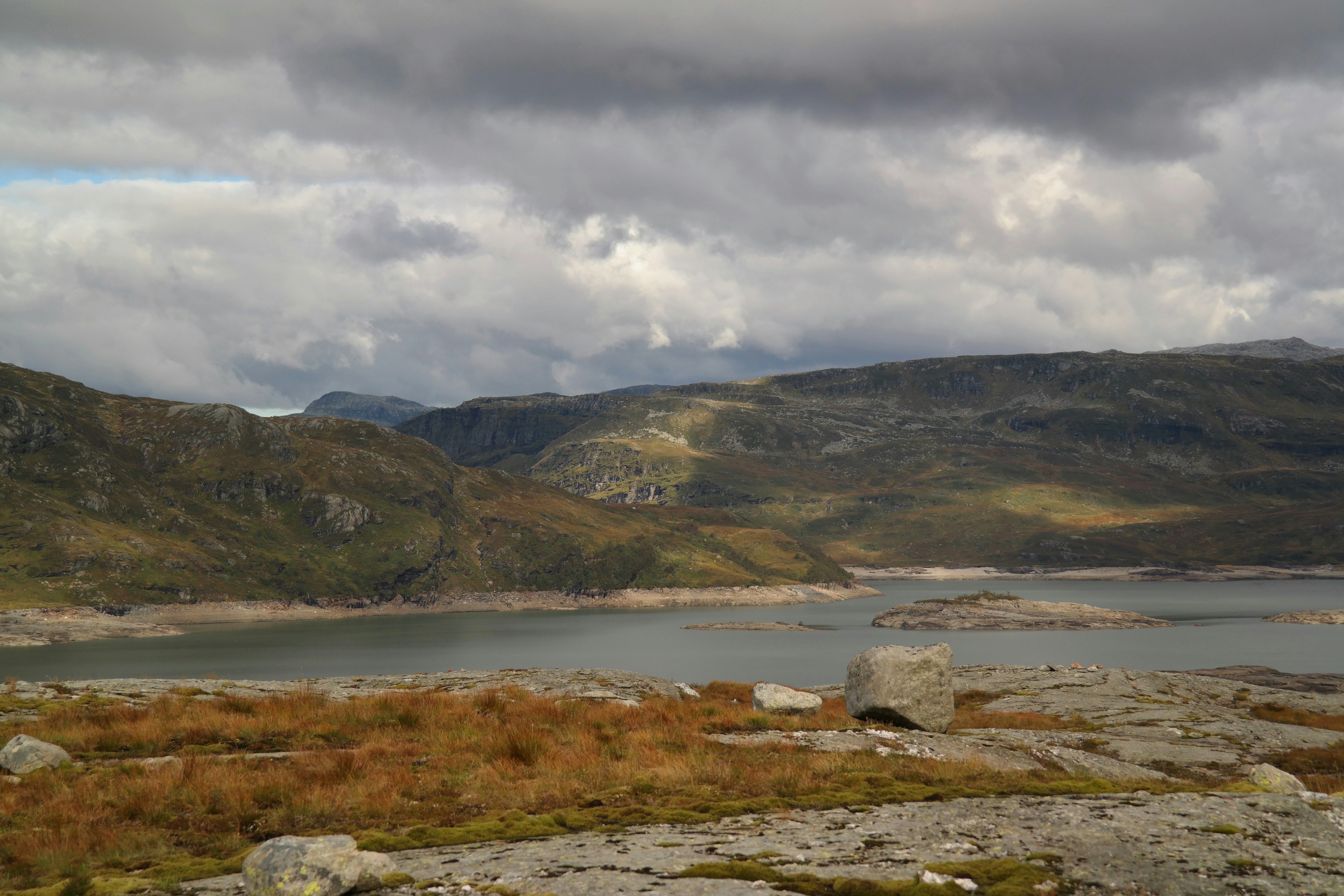 Slate Coast at Dusk: A Quiet Stretch of Moor and Sea