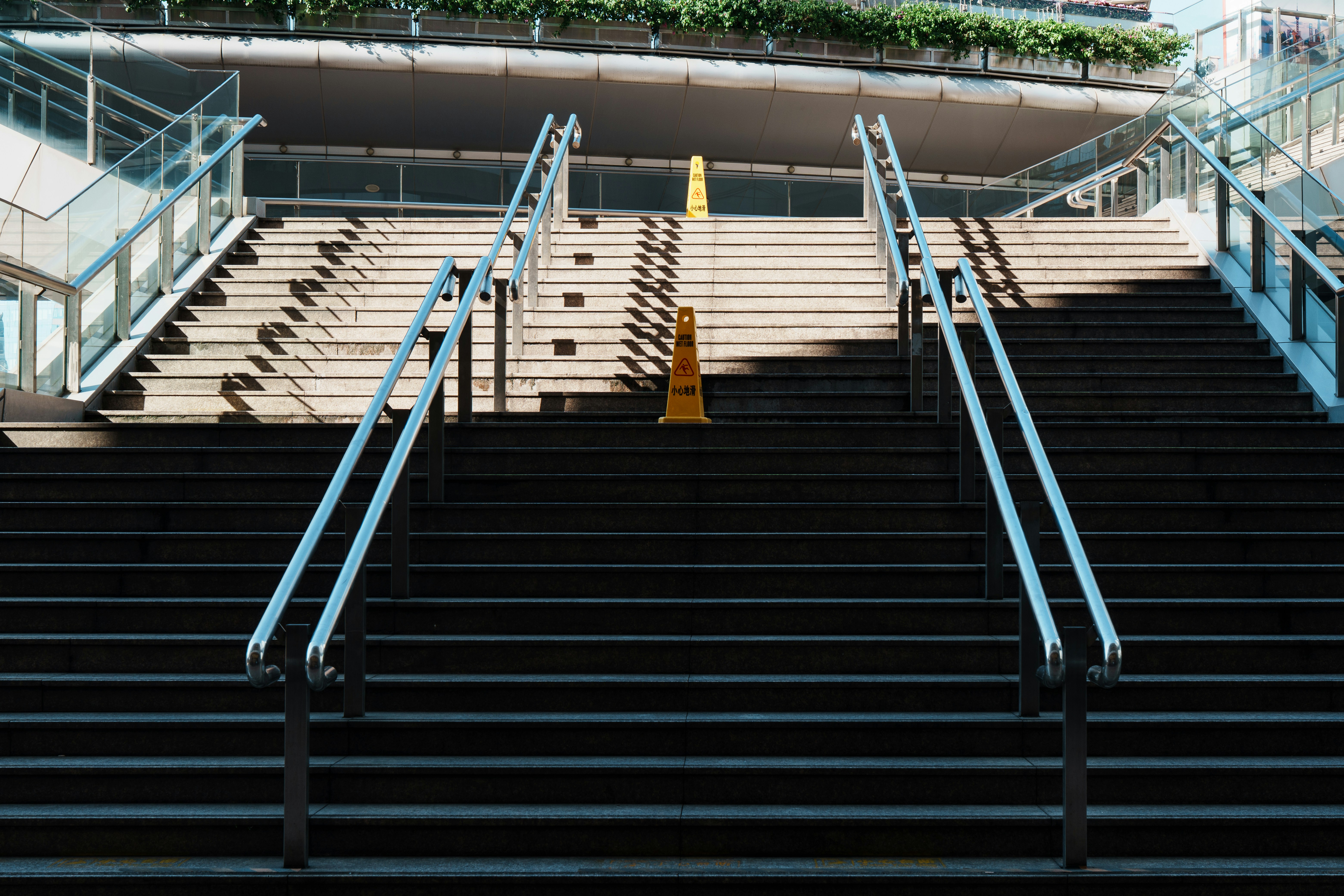 Staircase Convergence: A Symphony of Rails and Steps