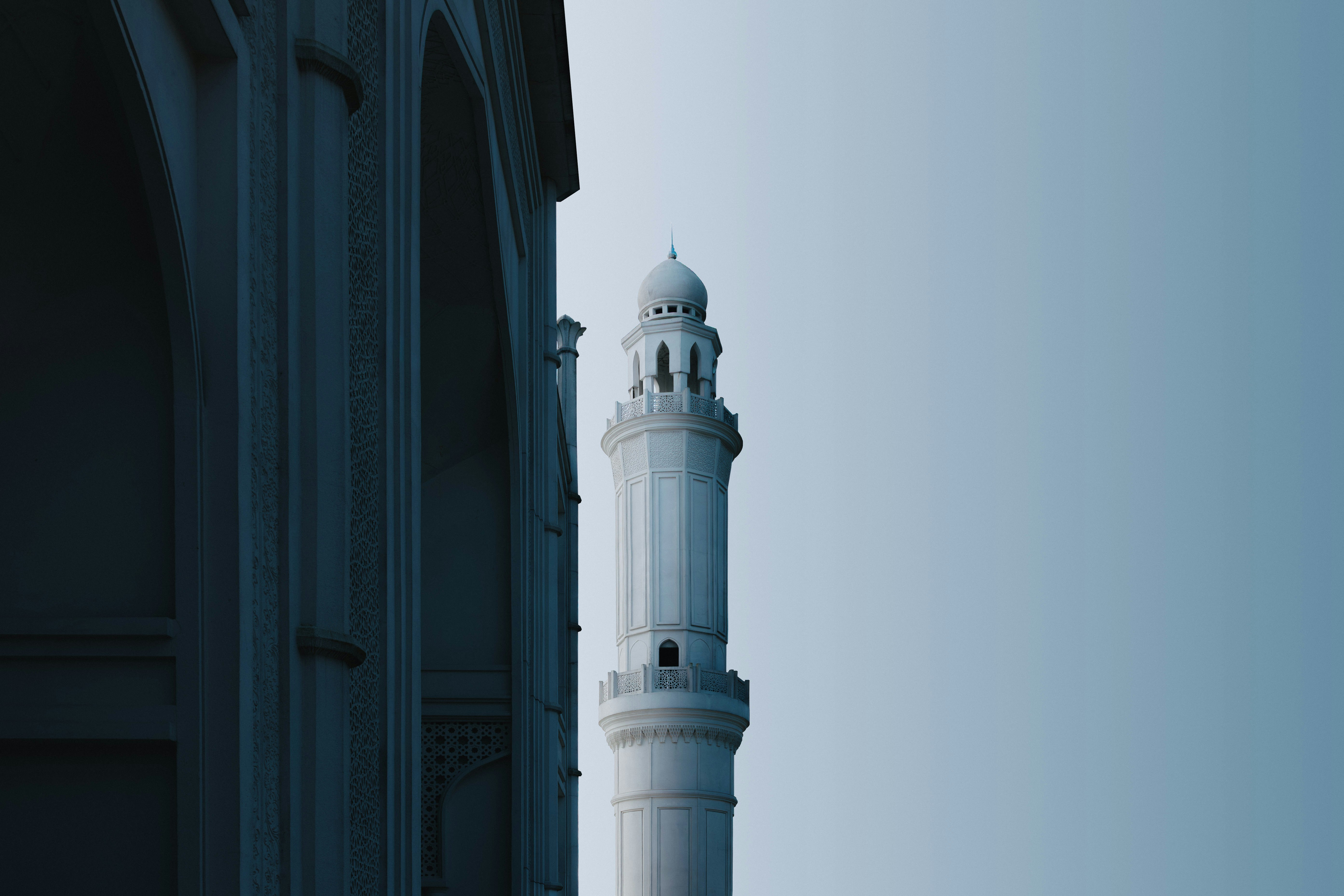 Minaret in the Frame: A Narrow View of Architectural Grace