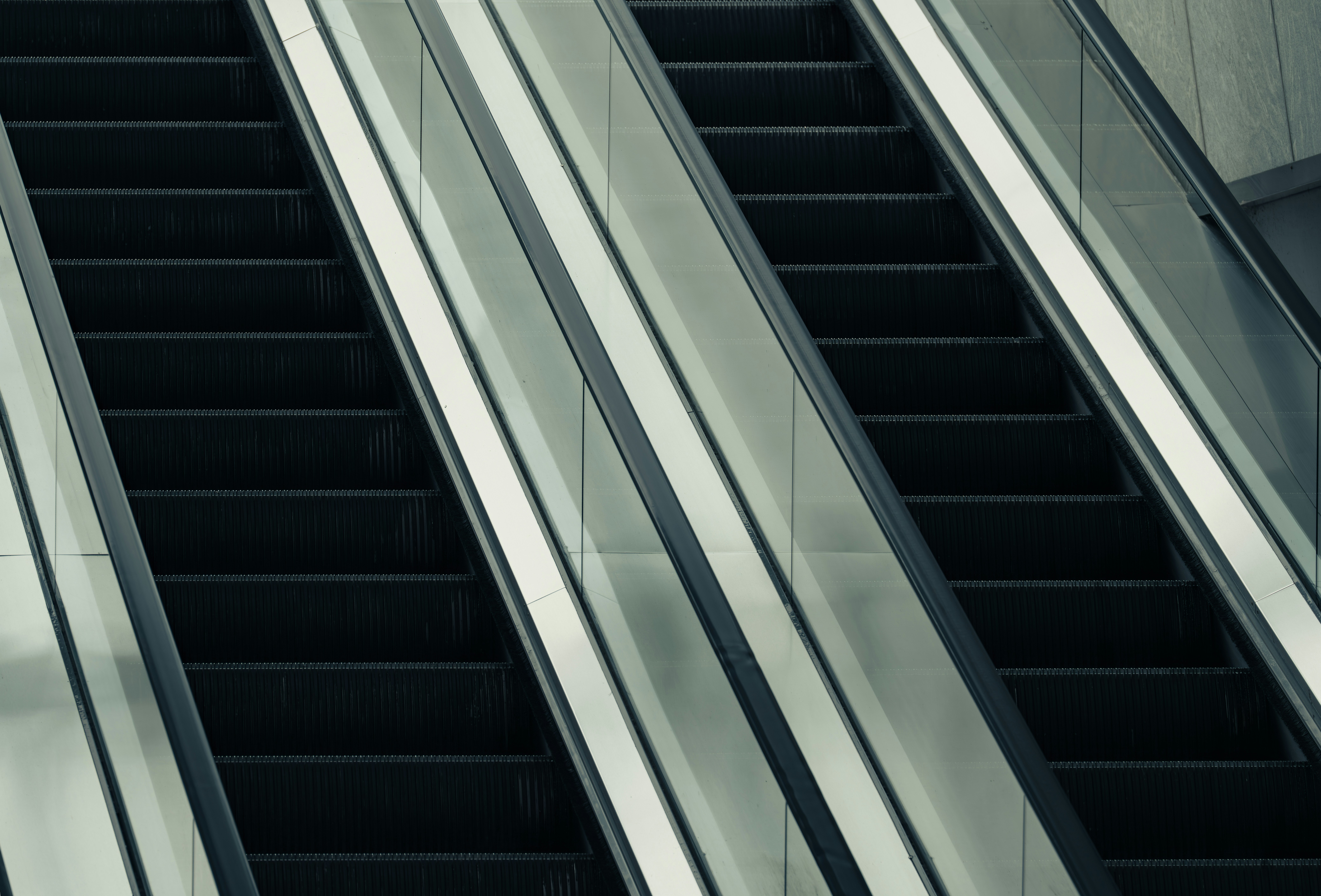 Parallel Elevation: An Abstract Ballet of Escalators