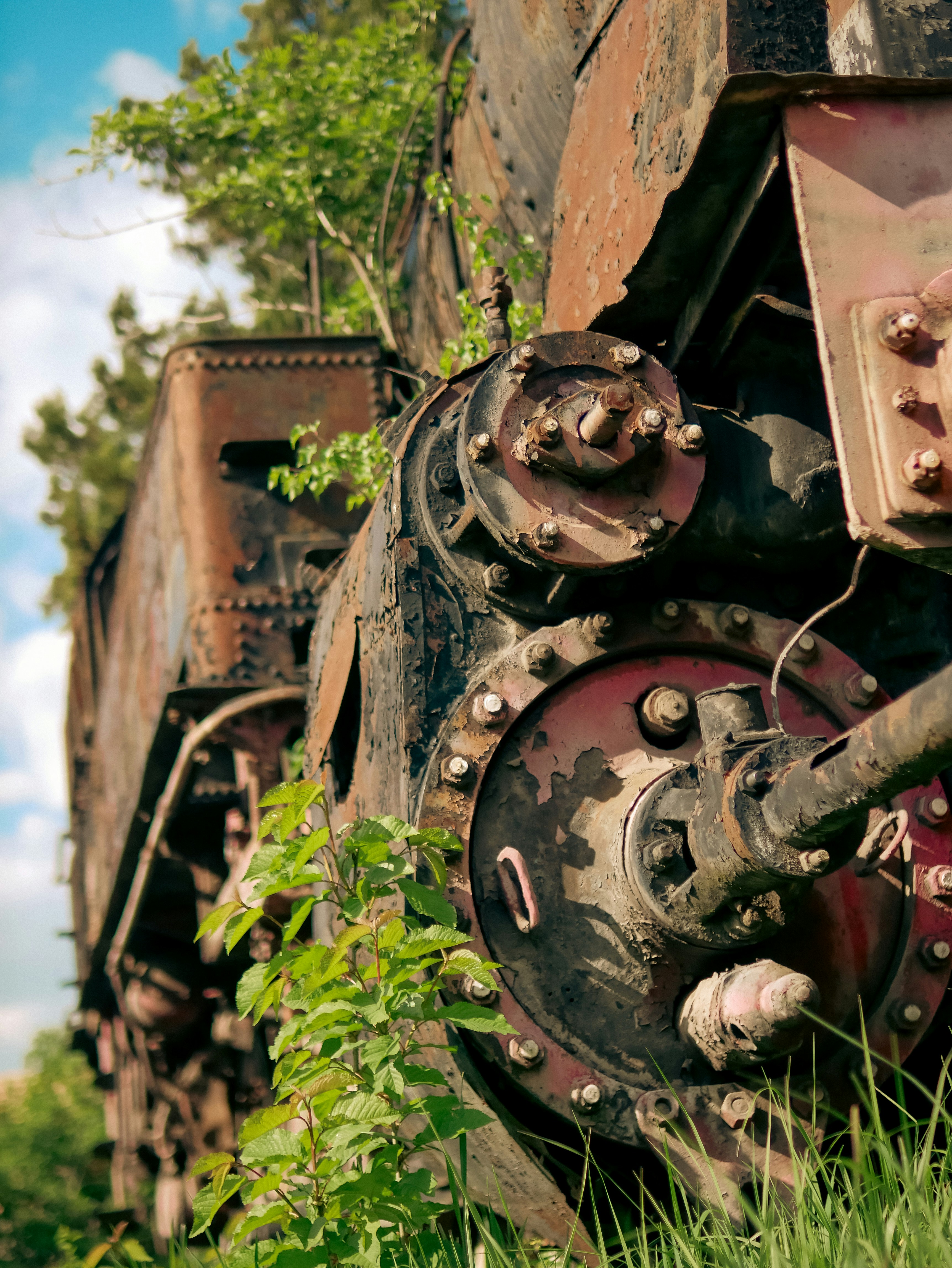Rust and Regrowth: The Peering Engine Awaits Restoration