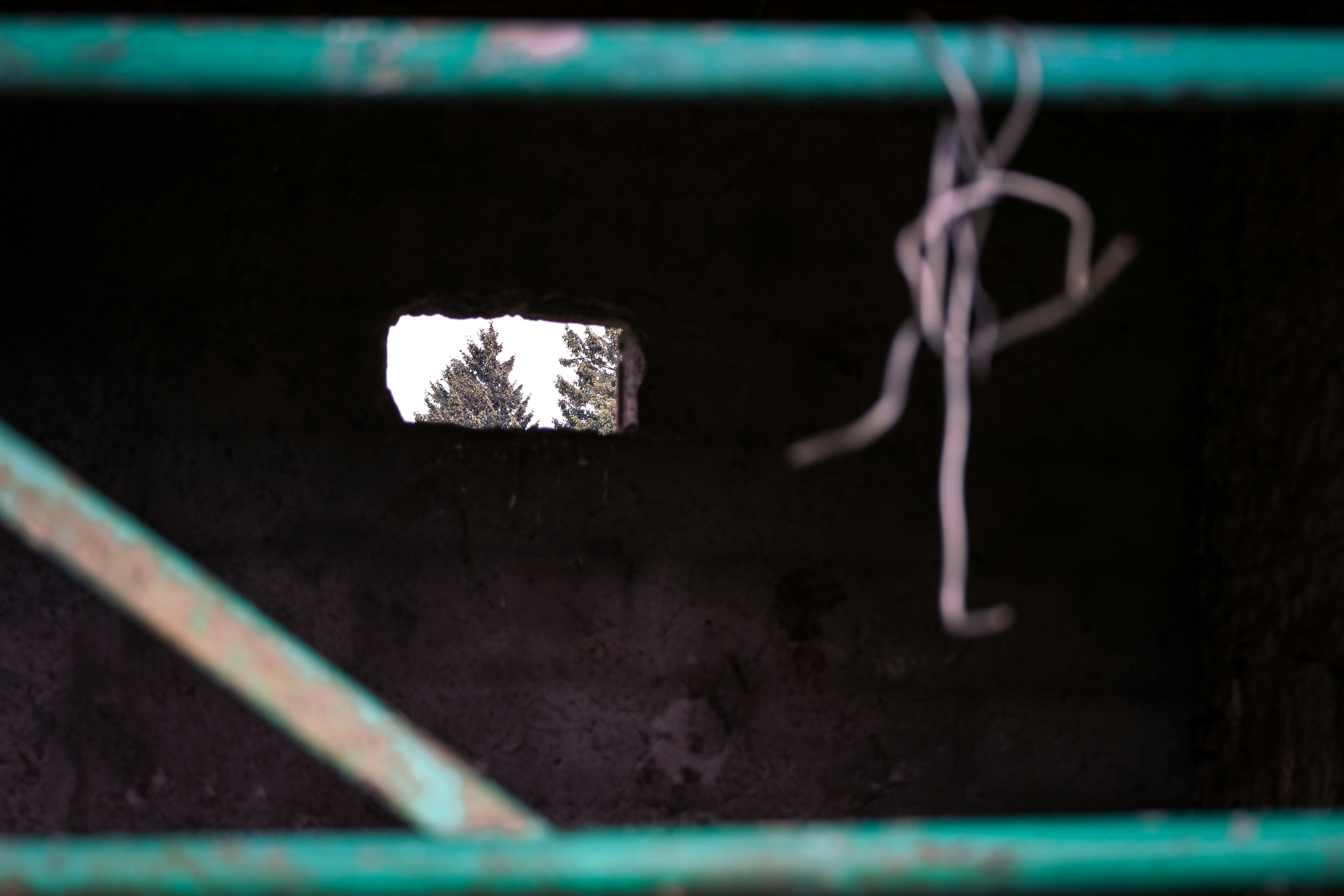 Through the Narrow Gap: Light Framing of a Hidden Window