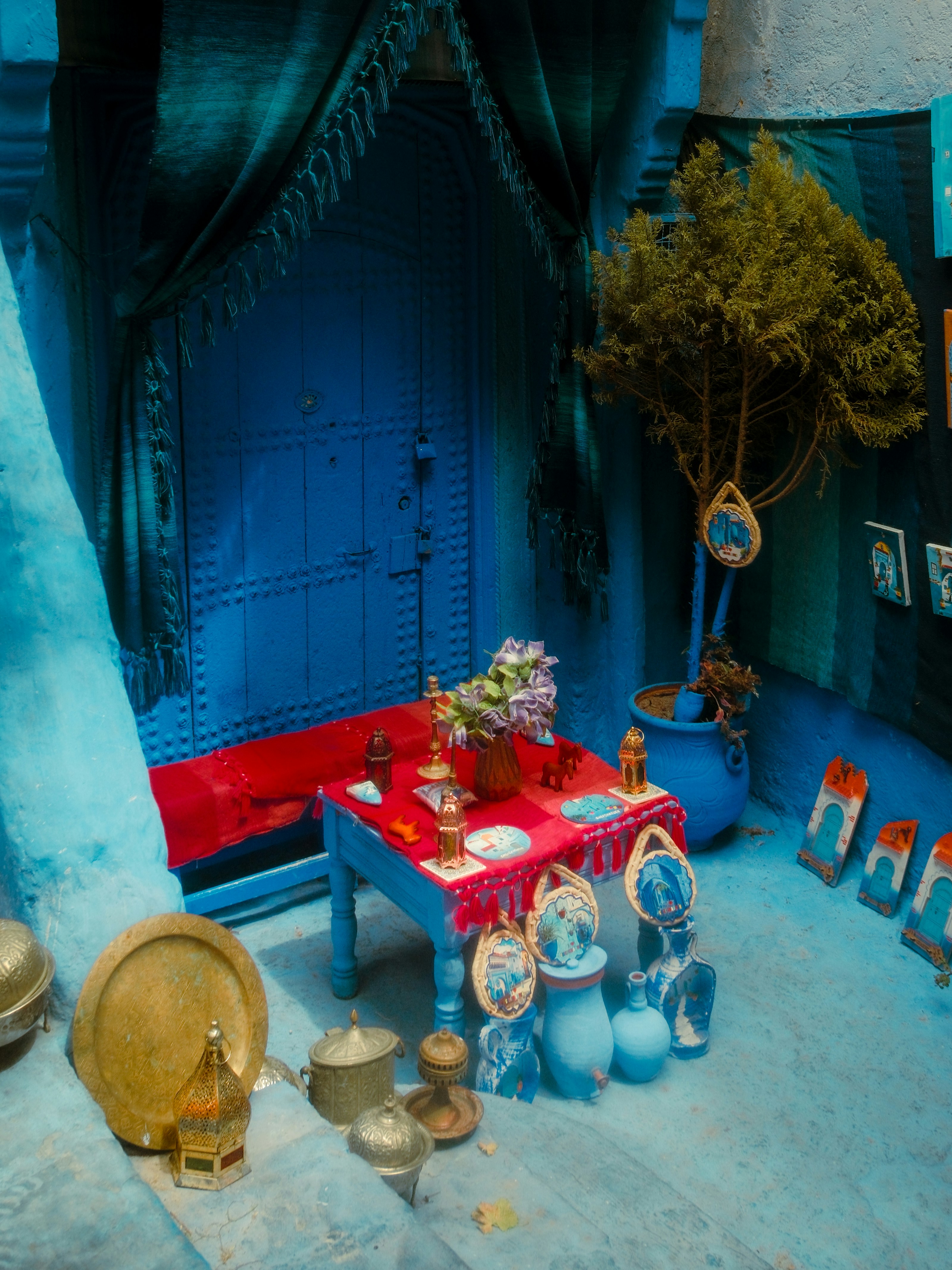 Blue Courtyard Altar: A Vibrant Alley Shrine
