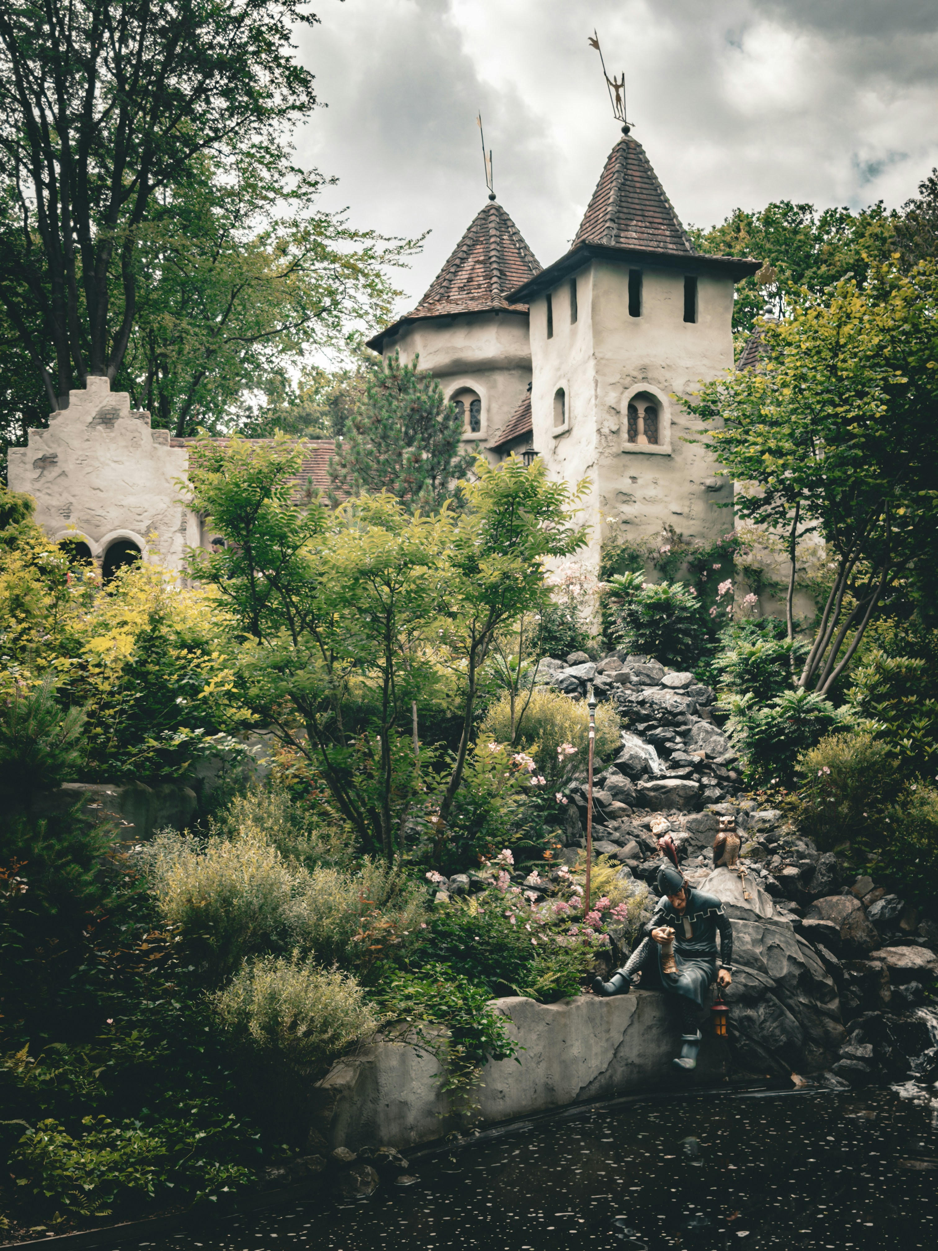 Castle-in-the-Garden Retreat