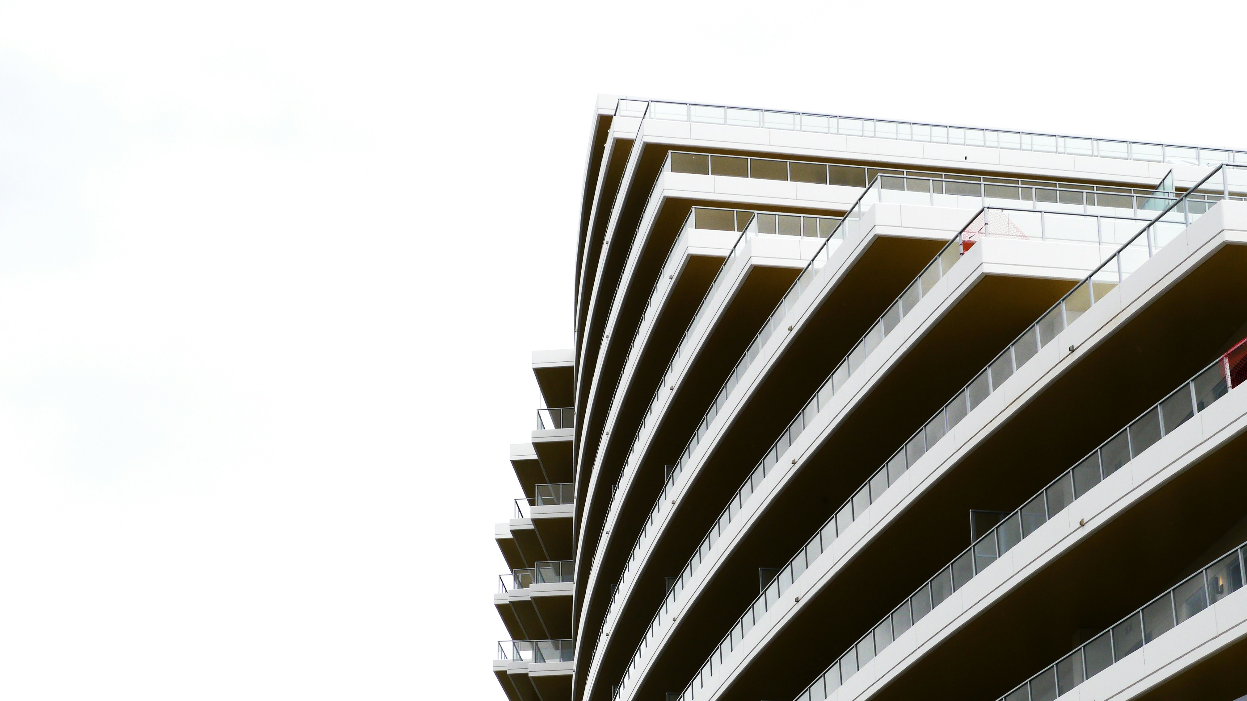 Curved Balconies in Motion: A Vertical Facade Study