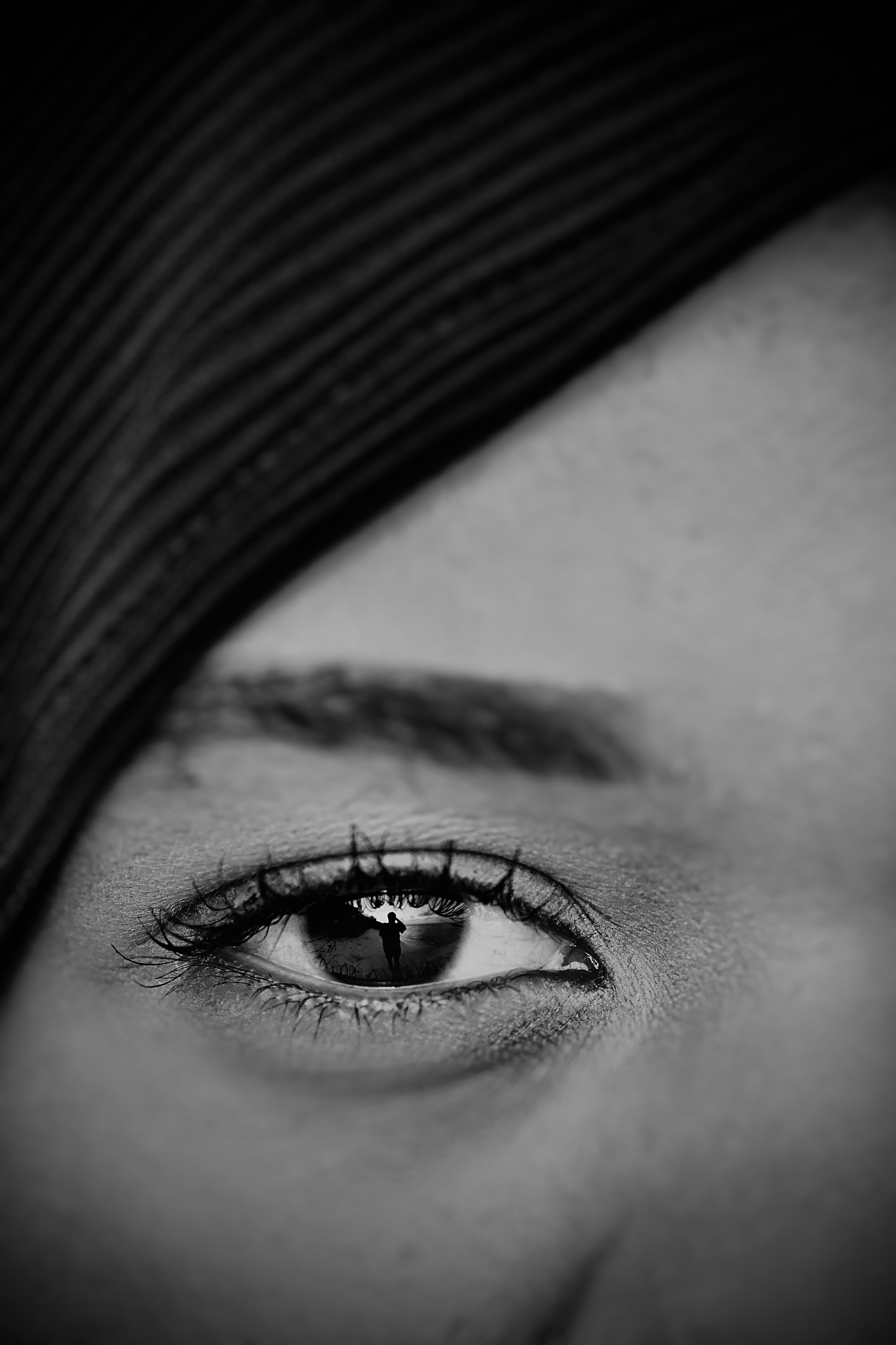 One Eye, One World: A Close-Up of Quiet Resolve