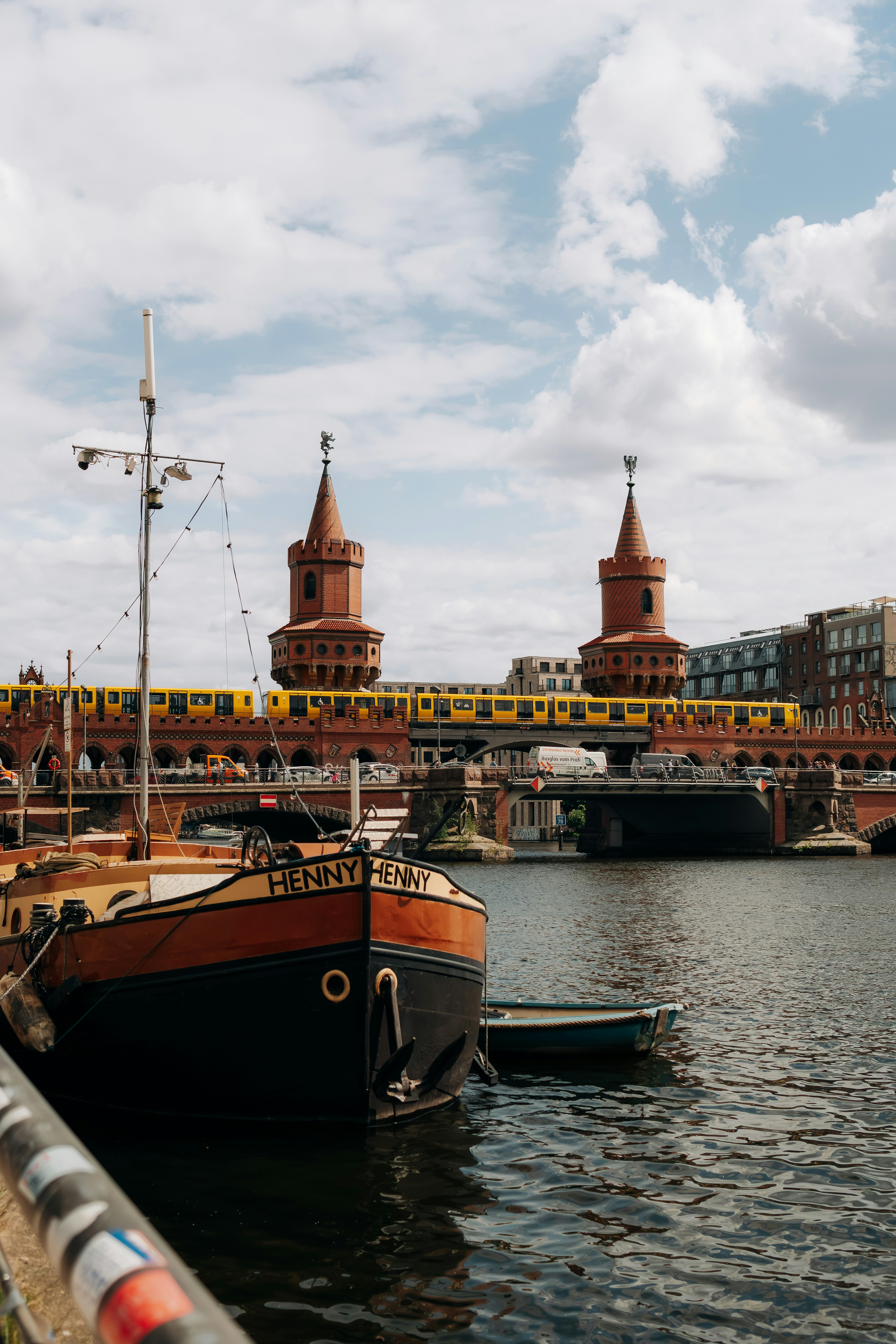 Rialto Reflections: Boats, Bridge, and the Yellow Train