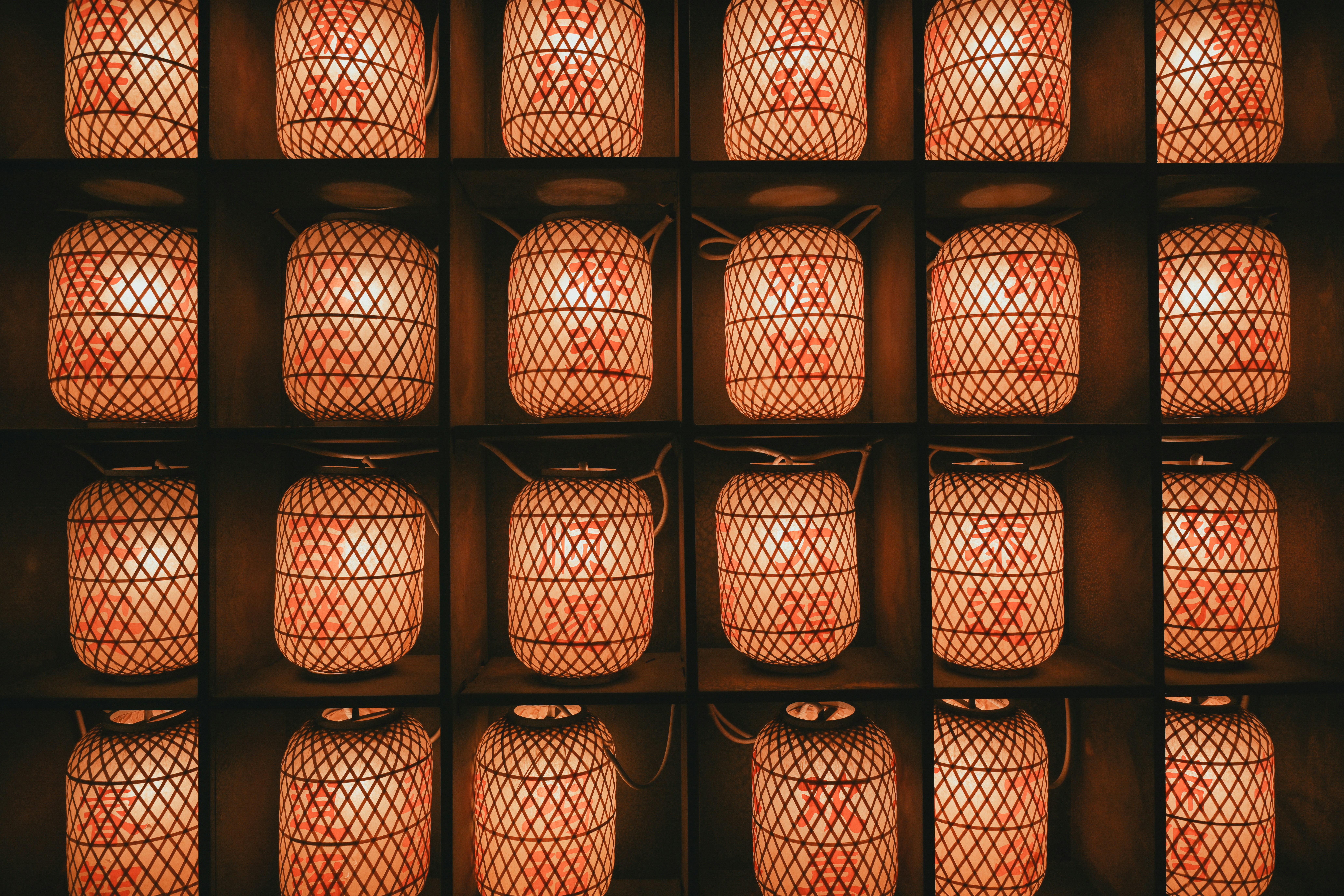 Lantern Grid: Warm Glow Through a Lattice of Paper Lamps