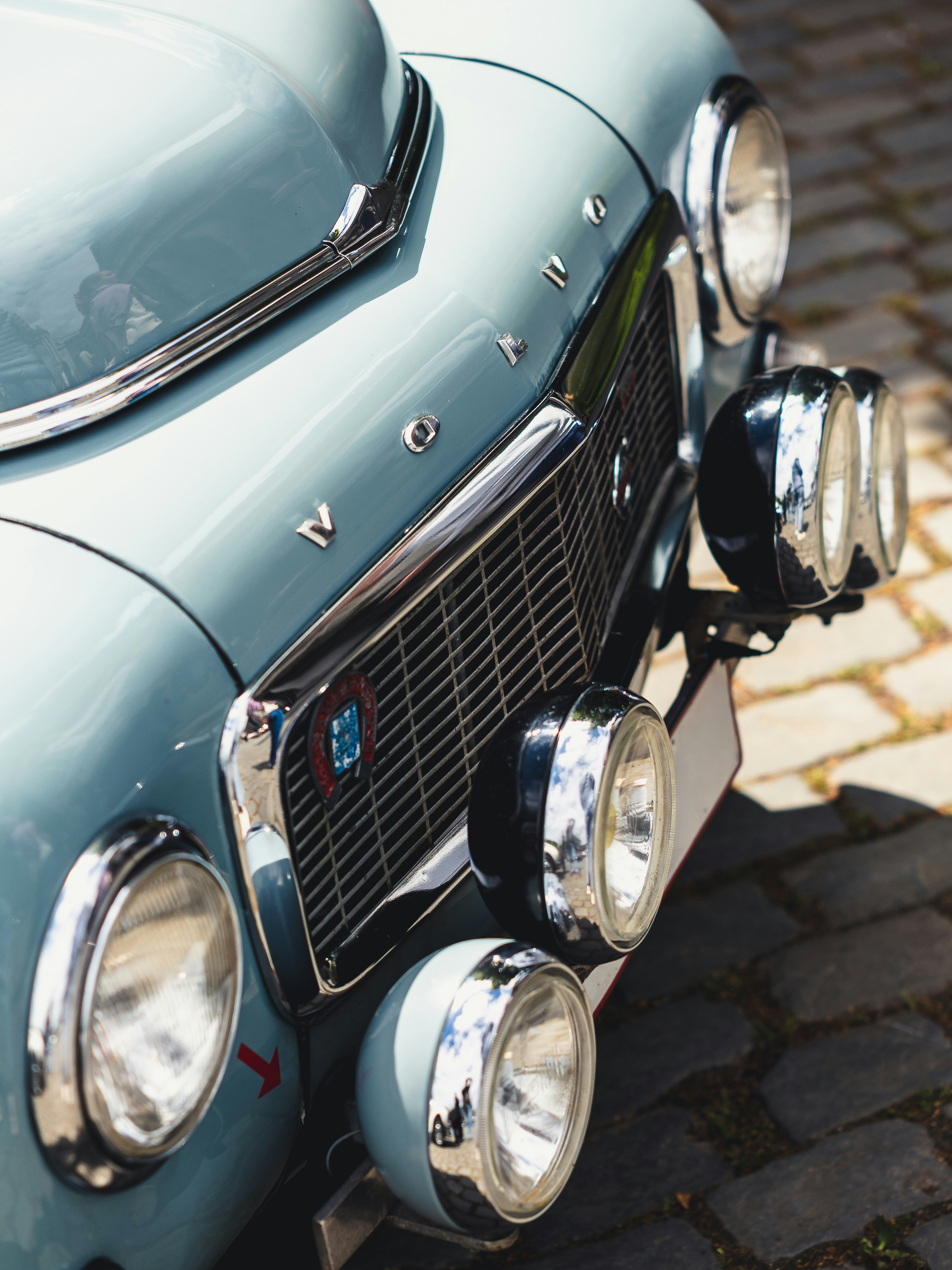 Rusted chrome and sky-blue chrome: a vintage Volvo front stance