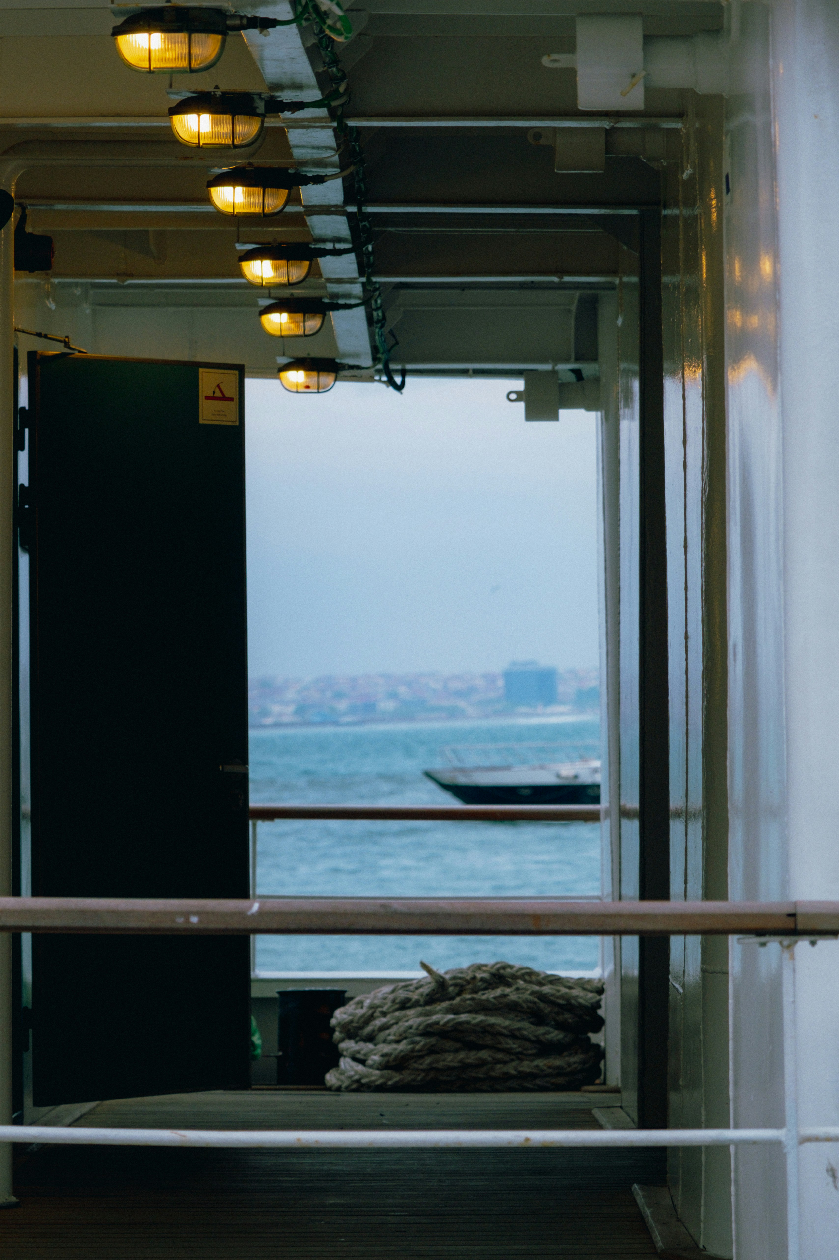 Doorway to the Sea: A Quiet Corridor Framing the Horizon