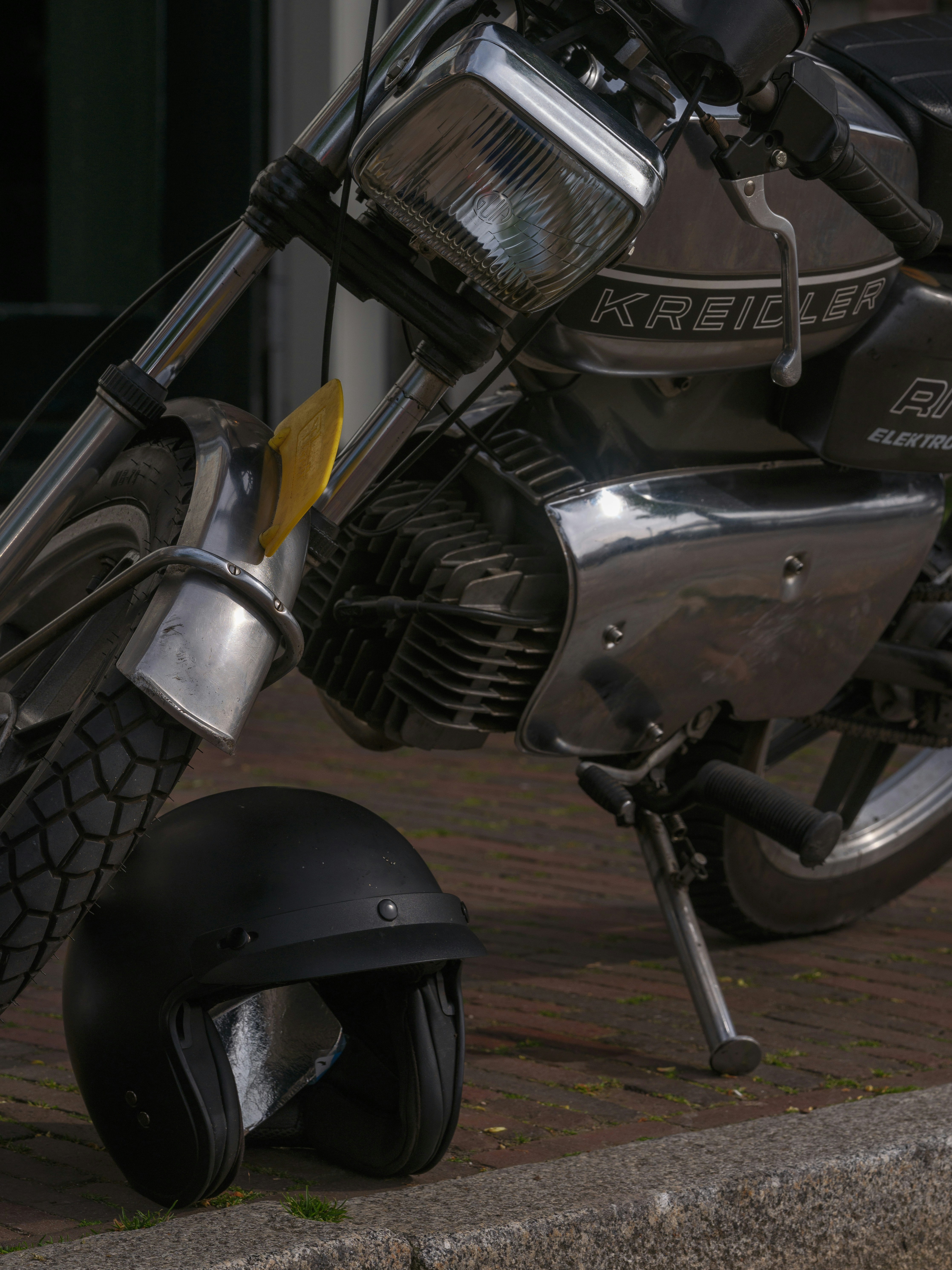 Low-Profile Ride: A Classic Kreidler Static on a Quiet Street