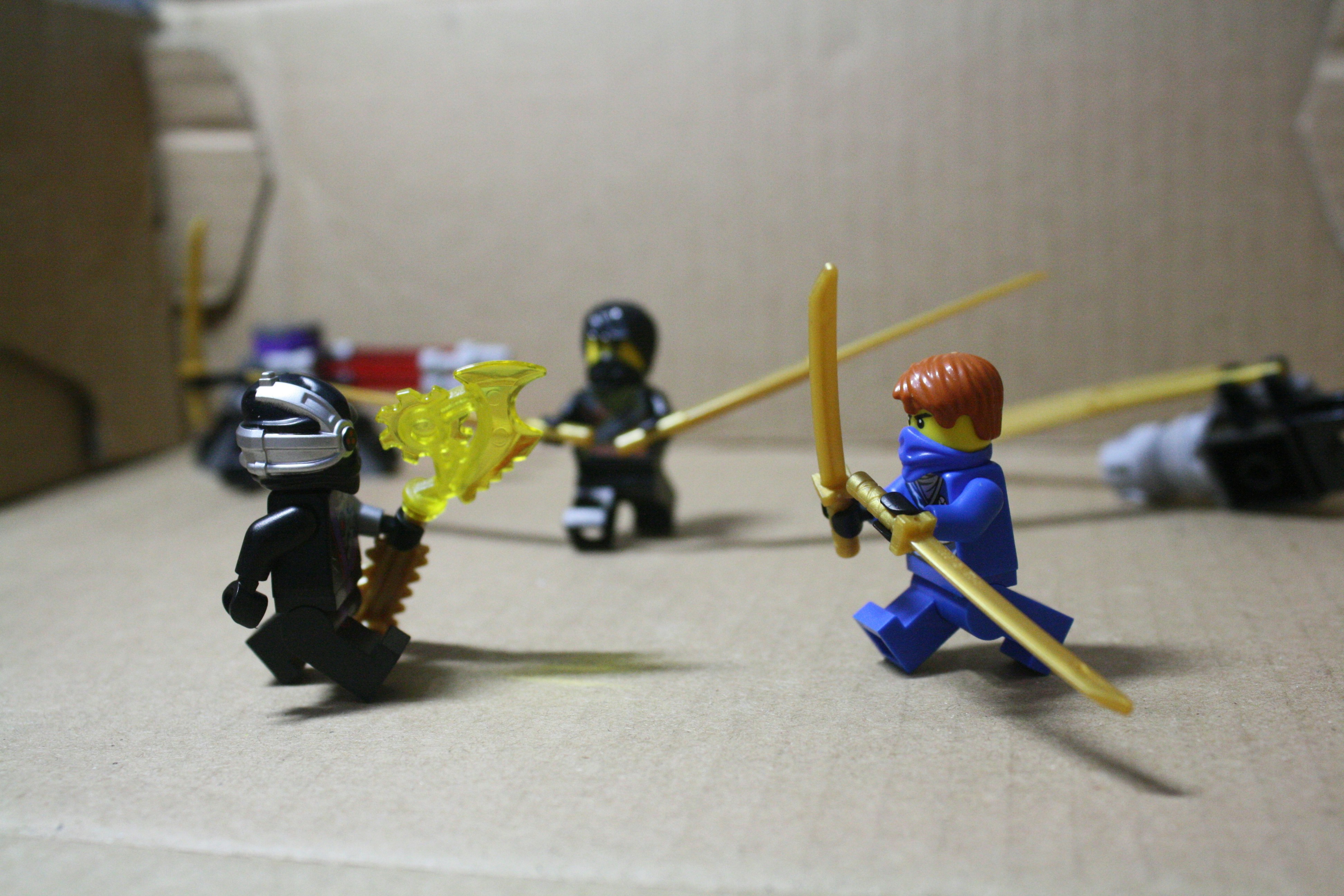 Forge of Plastic Knights: Duel at Cardboard Plains