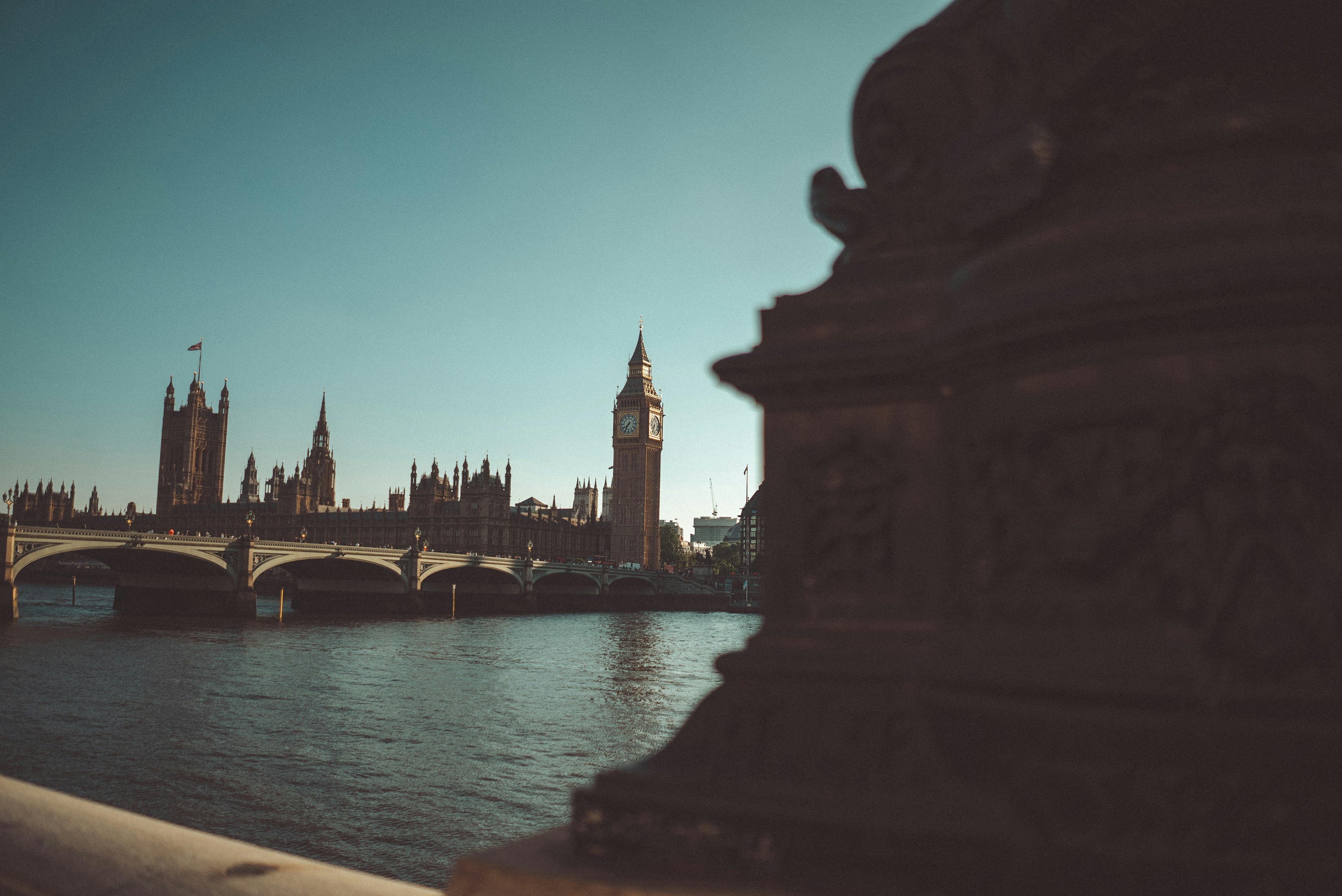 Bridge of Silence: Houses of Parliament Across the Thames