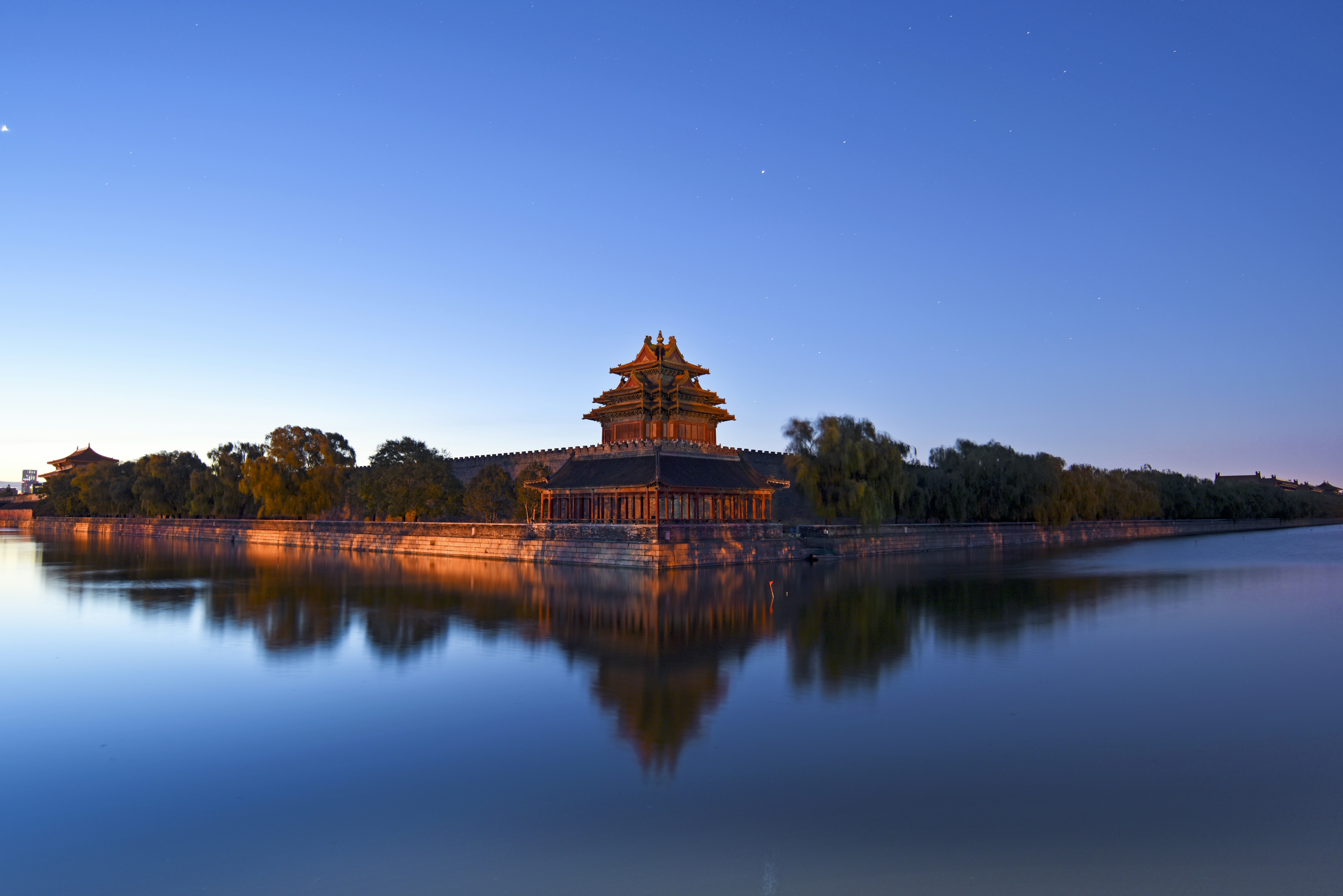 Temple on the Water: Dawn Reflections at an Ancient Lake Fortress