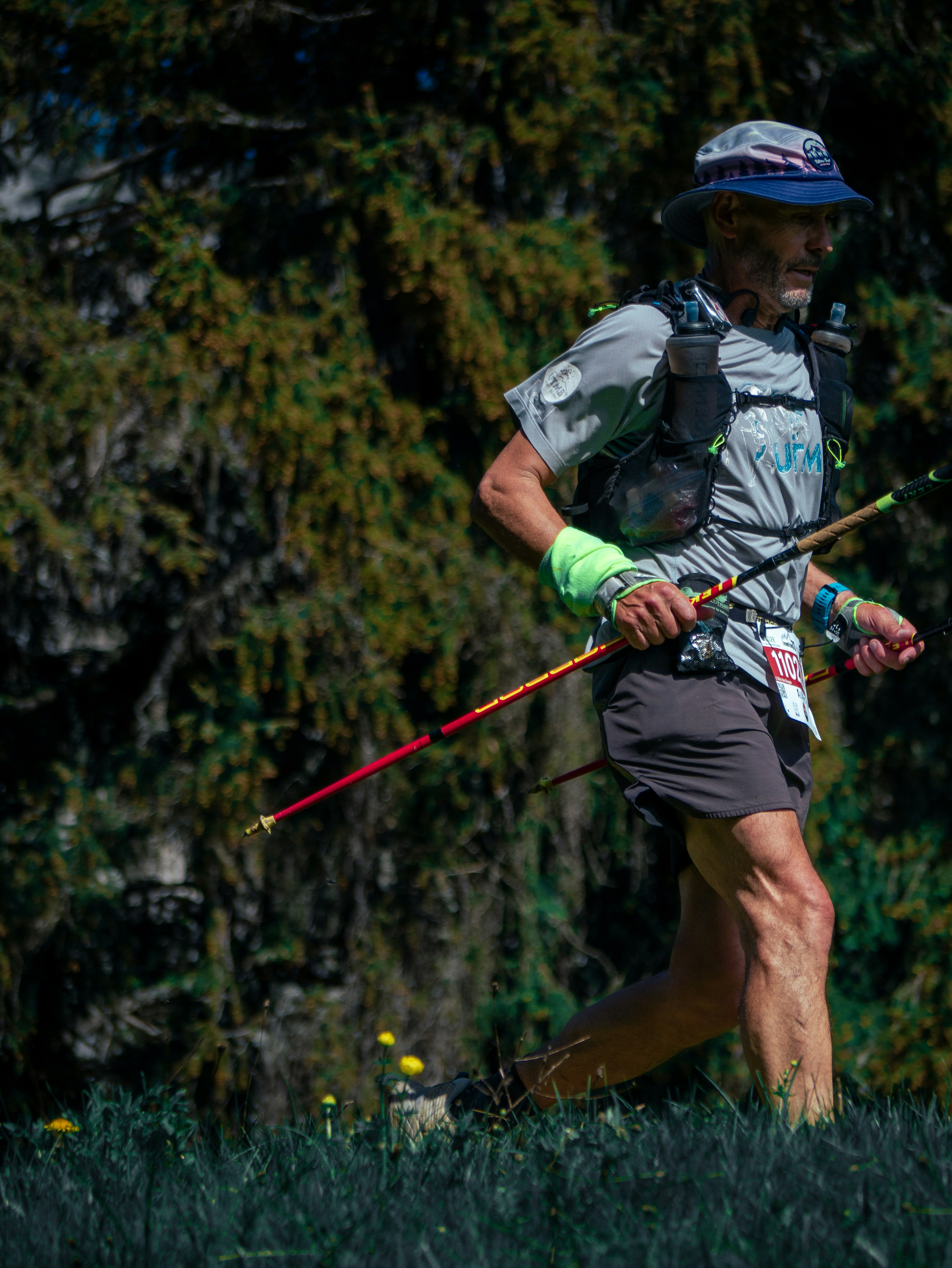 Trail Runner in Action: A Mountain Trek with Polished Gear
