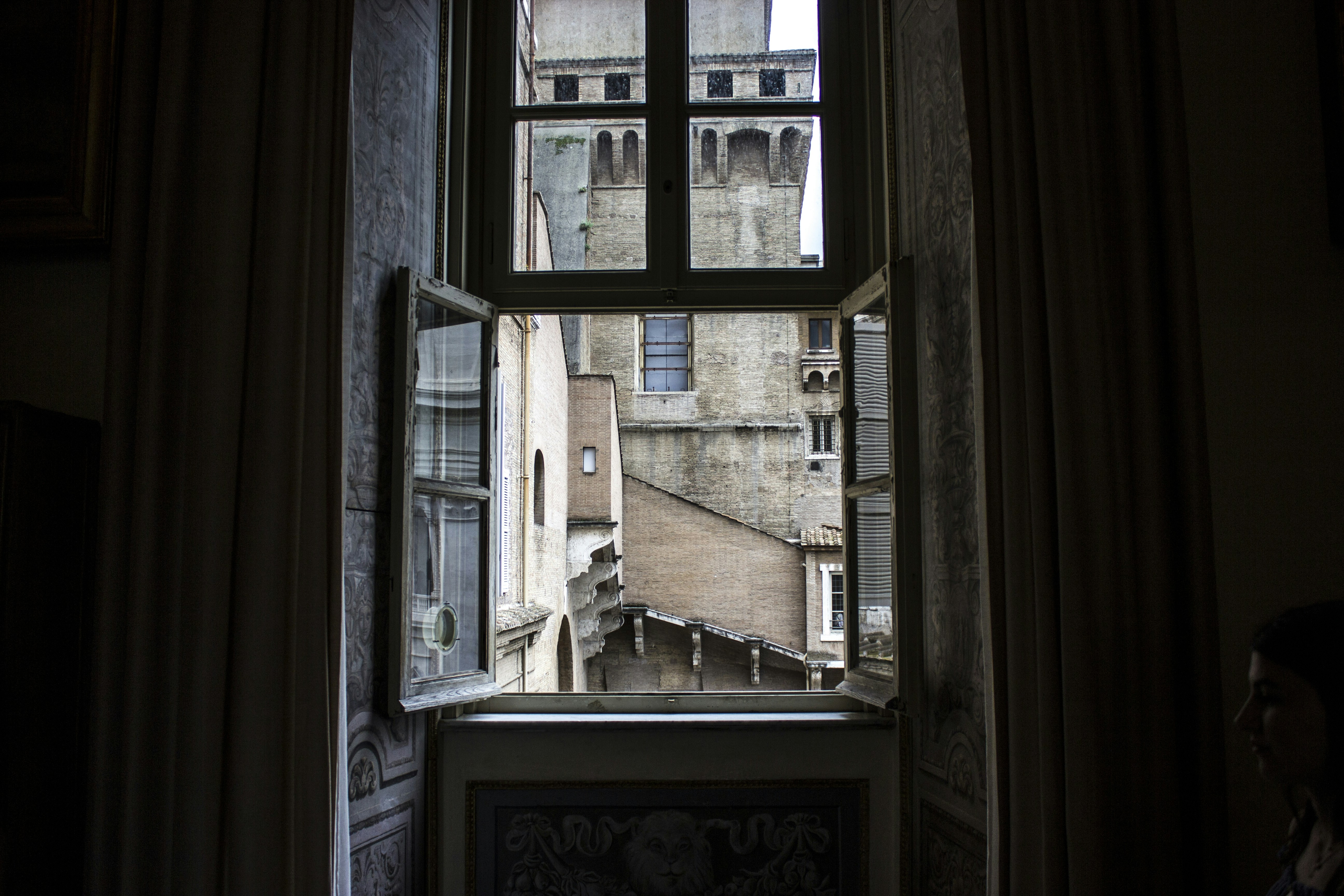Open Window to the Courtyard: Light and Architecture Beyond