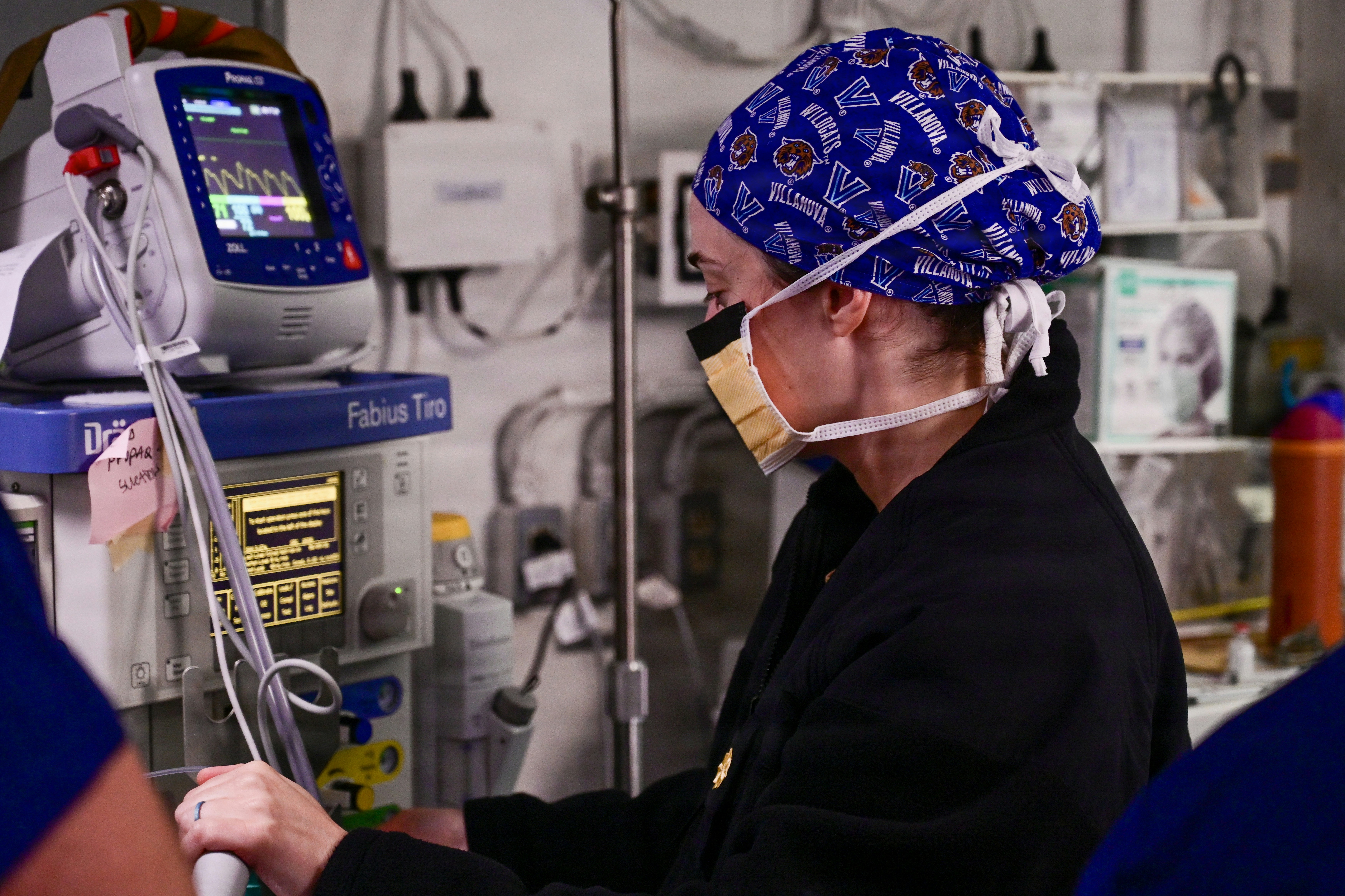 U.S. Navy Lt. Cmdr. Annastasia Masso, assigned to Wasp-class Amphibious assault ship USS Essex (LHD 2), sedates a patient prior to surgery while underway, June 10, 2026. Essex is underway in the U.S. 3rd Fleet area of operations. An integral part of the U.S. Pacific Fleet, U.S. 3rd Fleet leads naval forces in the Indo-Pacific and provides the realistic, relevant training necessary to execute the U.S. Navy's role across the full spectrum of military operations. U.S. 3rd Fleet works together with allies and partners to advance freedom of navigation and overflight, the rule of law and other principles that underpin security for the Indo-Pacific region. (U.S. Navy photo by Mass Communication Specialist Seaman Ivan A. Garcia)