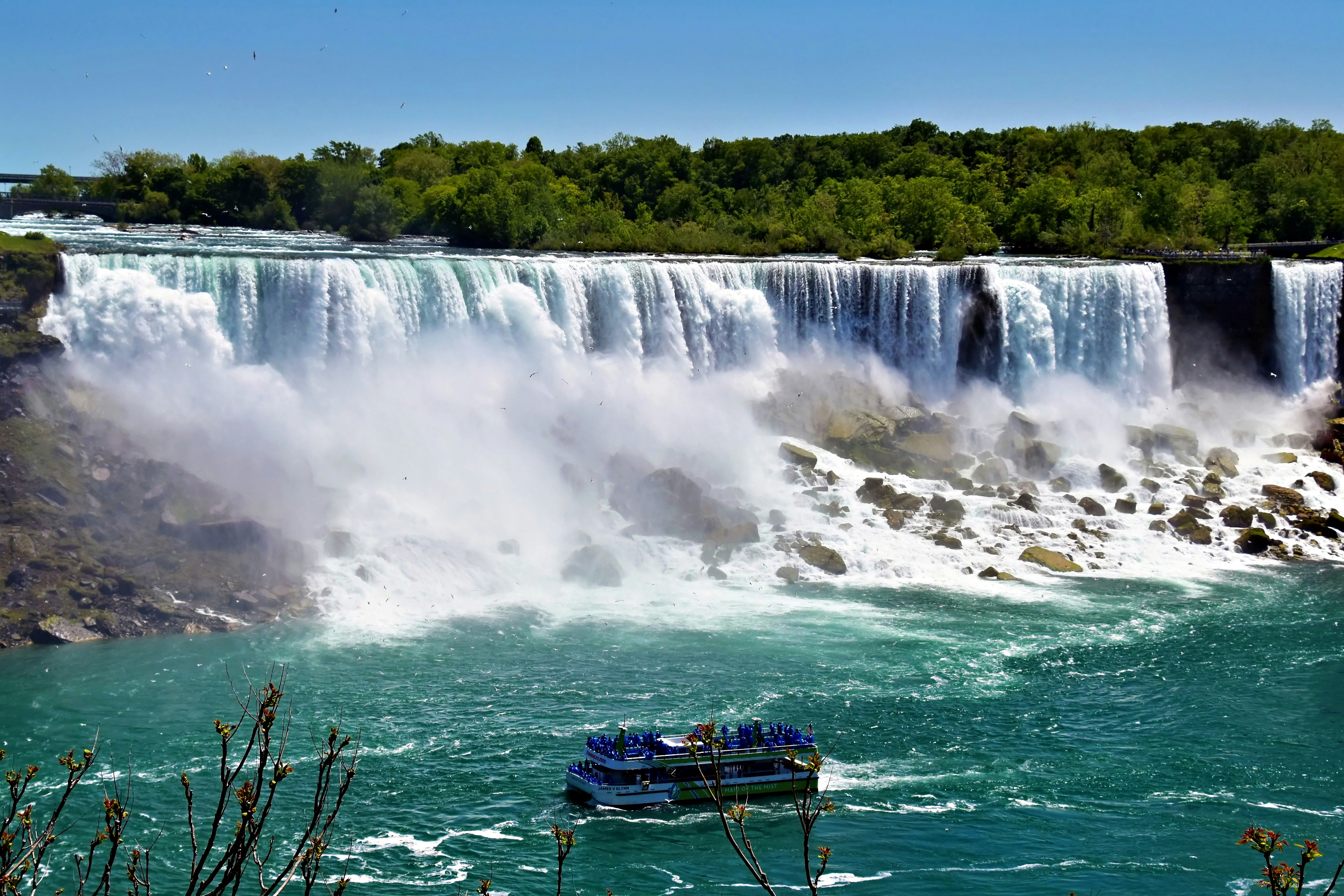 Toward the Curtain: A Boat Under Niagara's Veil