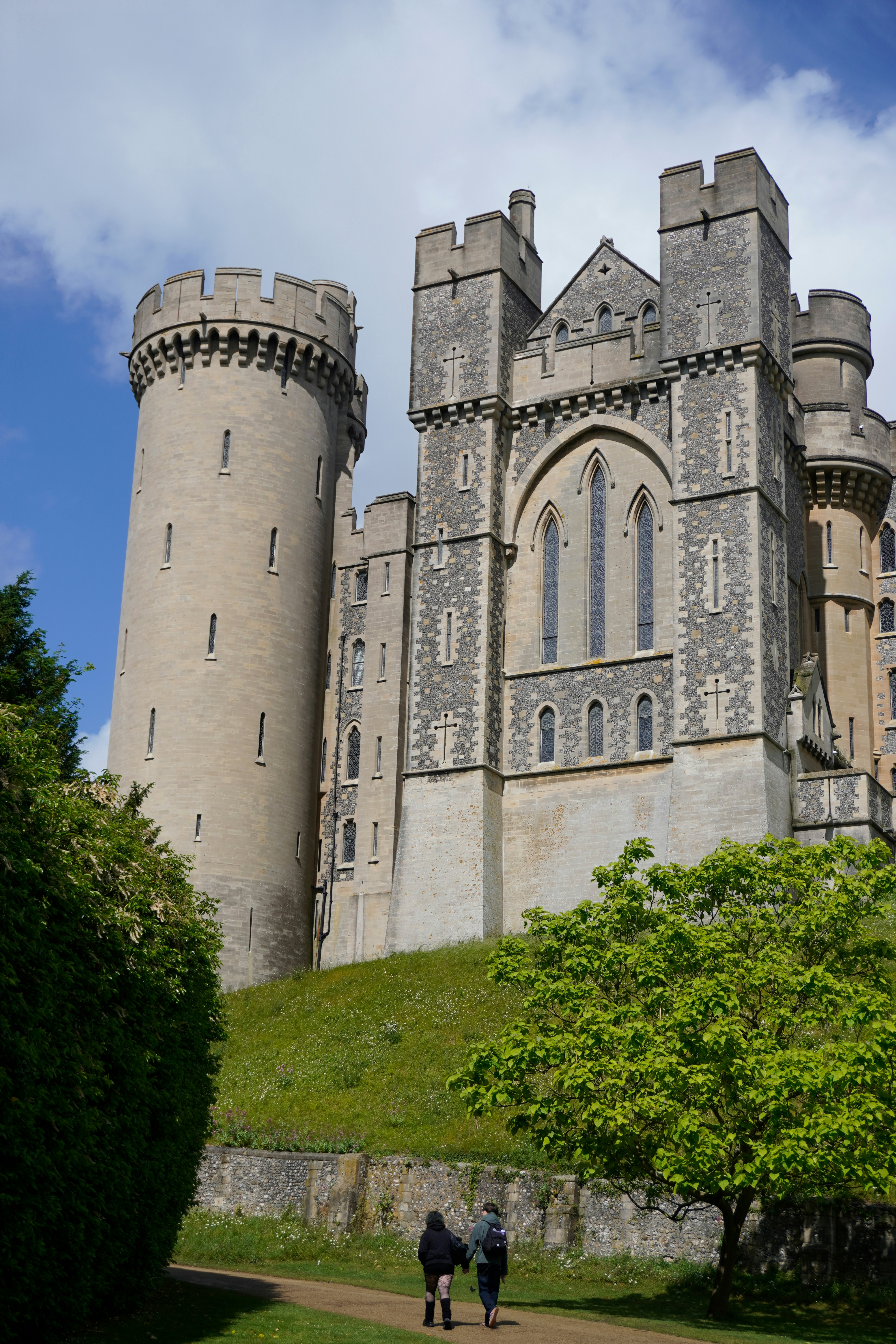 Stone Citadel Under a Blue Sky: A Closer Look at the Towering Keep