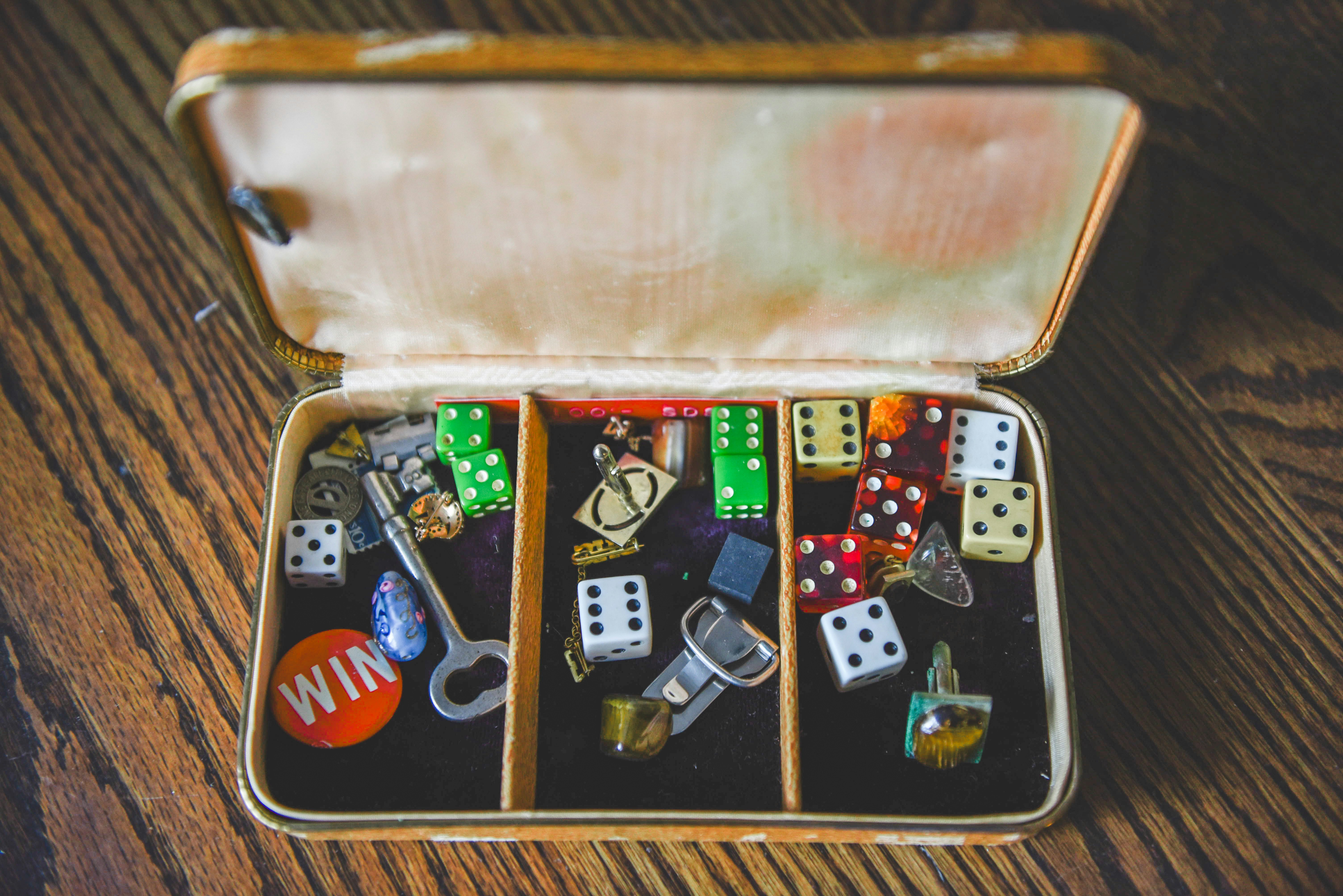 Dice, Dimes and a Slide of Luck in a Pocket Case